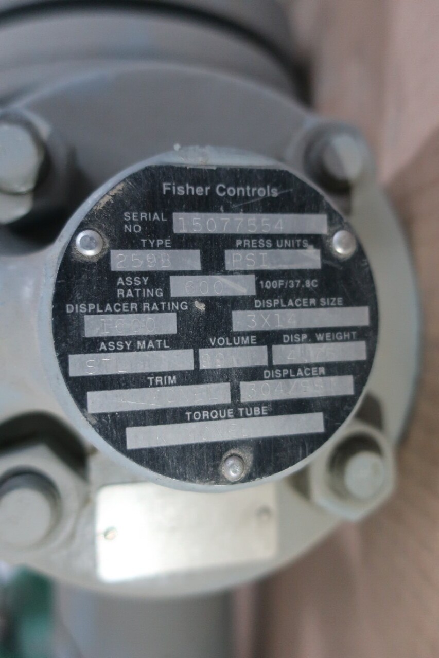 2 PALLETS OF ASSORTED FISHER VALVES AND REPLACEMENT PARTS