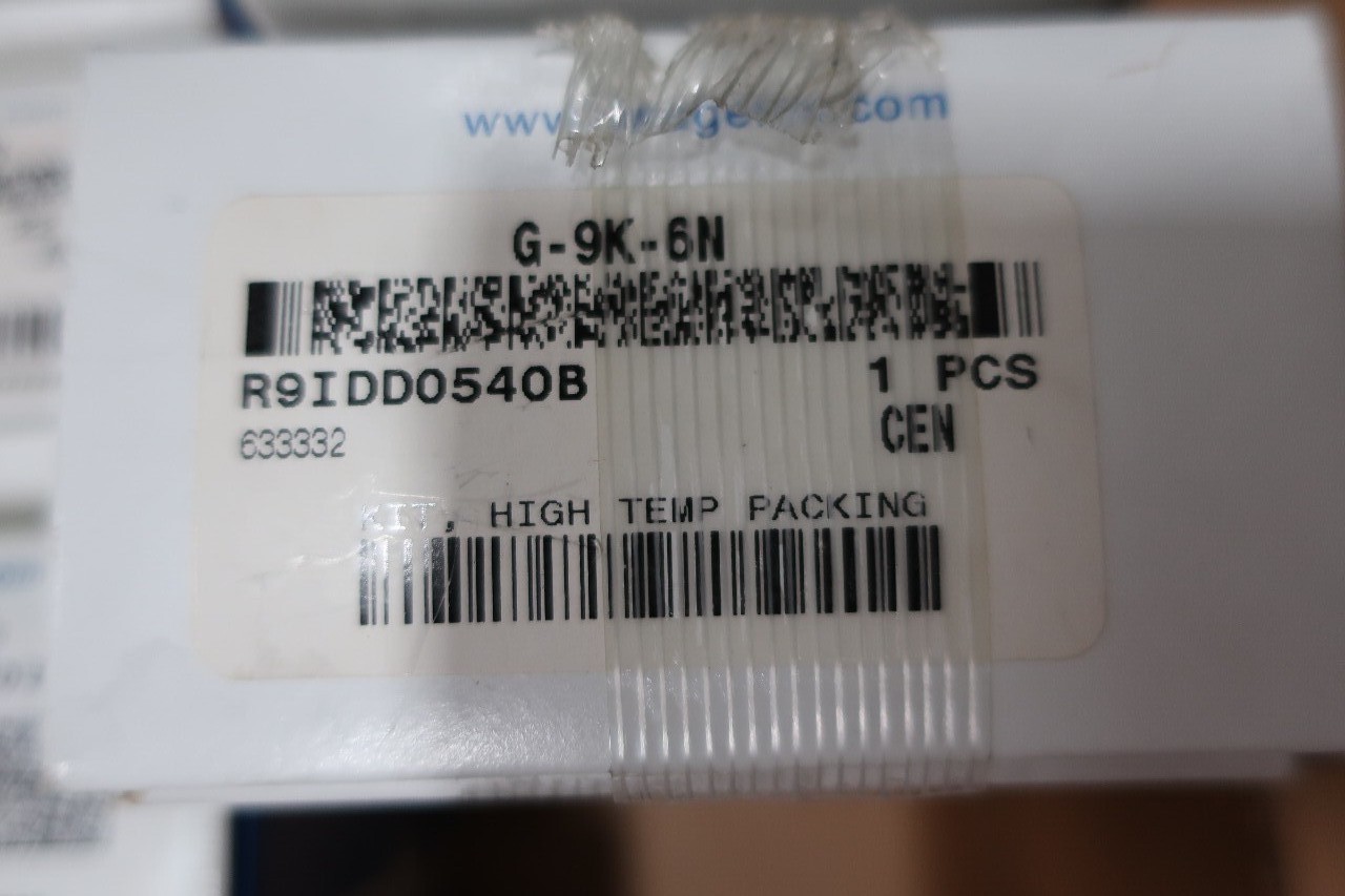 LOT OF ASSORTED SWAGELOK FITTINGS For Sale | Aucto