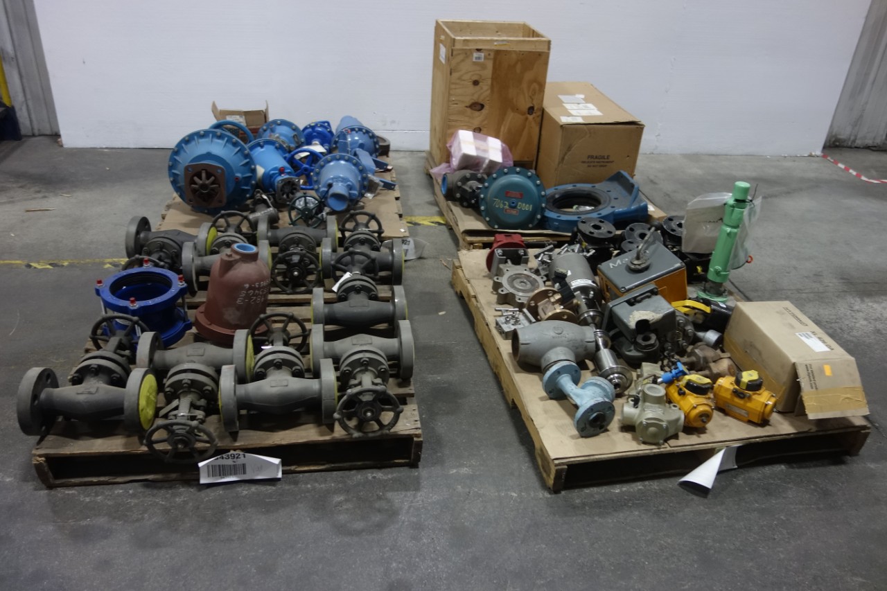 4 PALLETS OF ASSORTED VALVES AND VALVE ACCESSORIES For Sale | Aucto