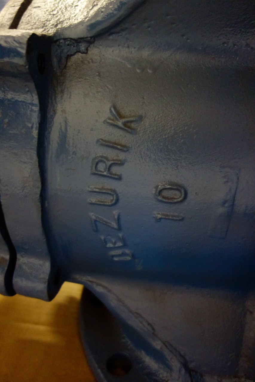 DEZURIK 3-WAY 10IN PLUG VALVE