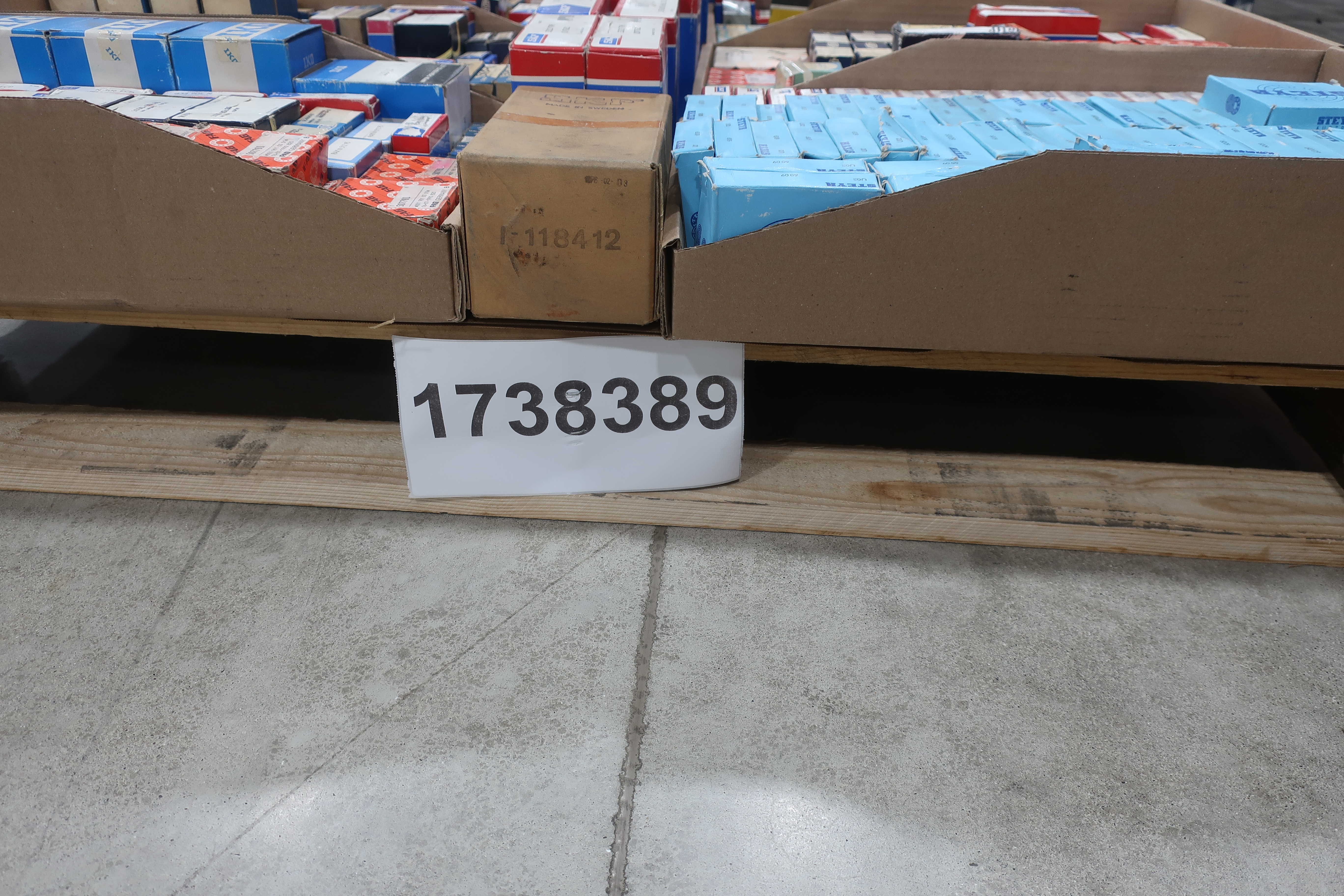 SKU 1738389 - PALLET OF ASSORTED BEARINGS, SKF, FAG, STEYR, MADELLA ...