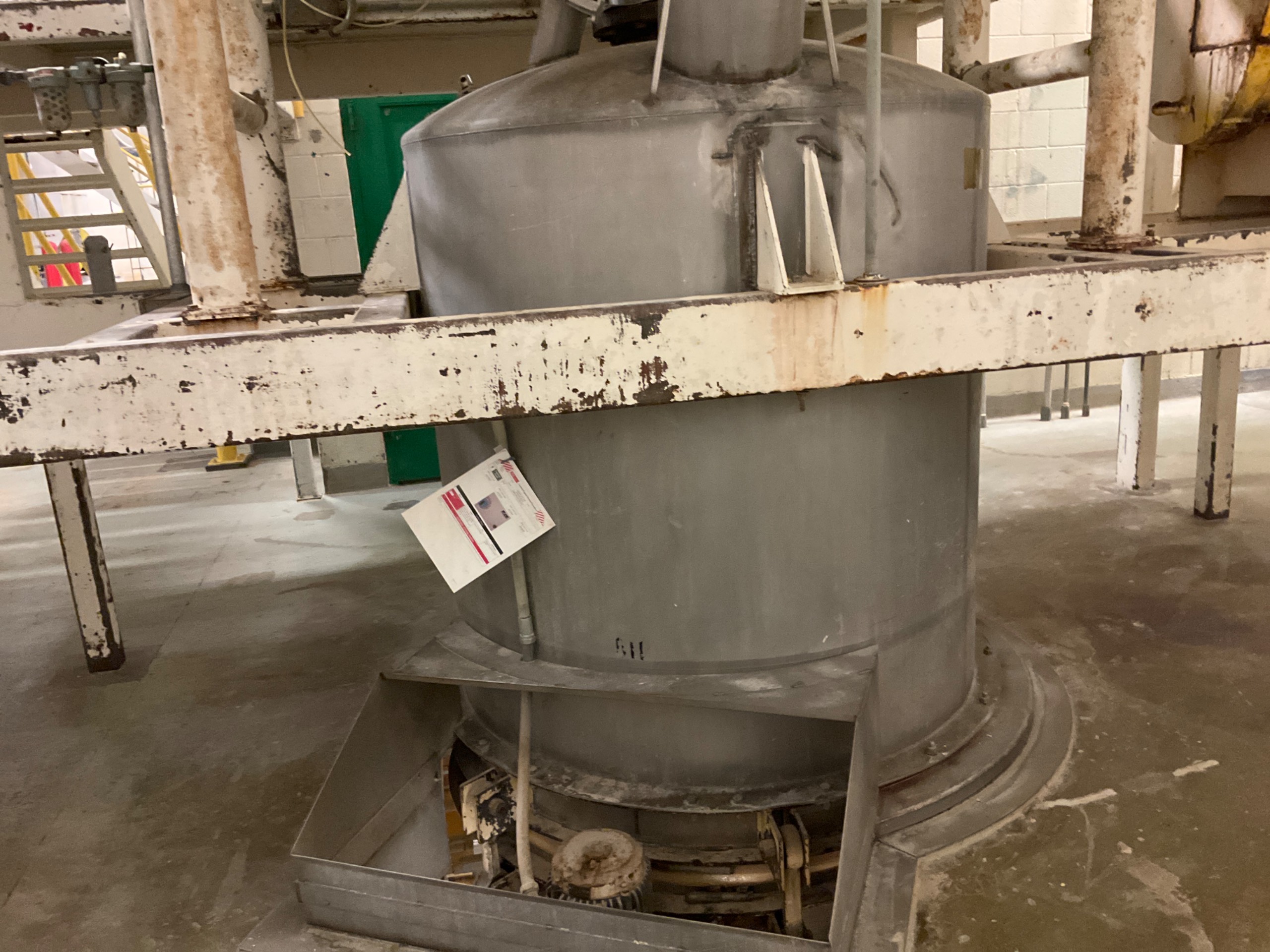 VIBRA SCREW INCORPARETED VIBRATORY STORAGE TANK For Sale | Aucto