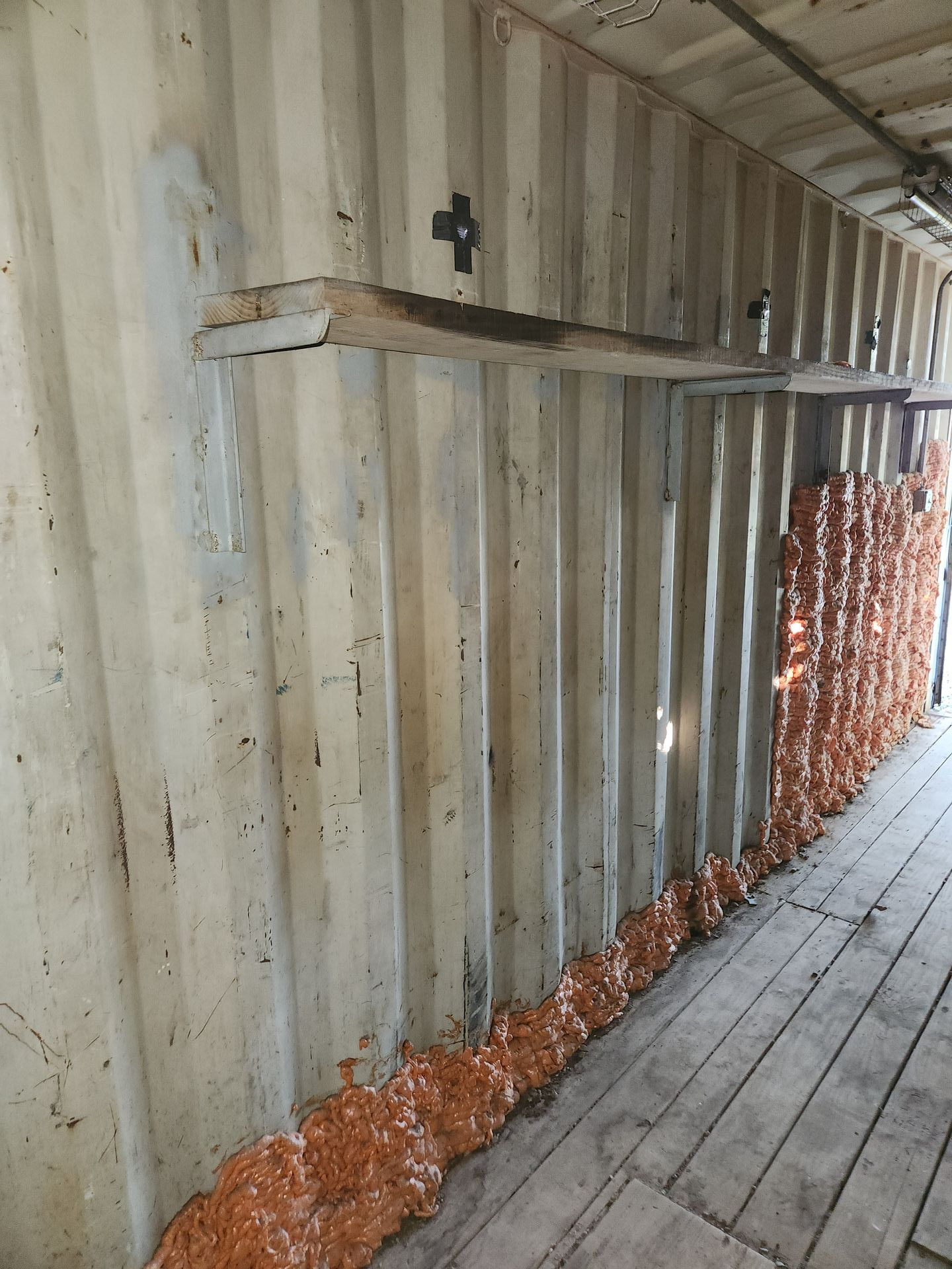20' CONNEX WITH 4 WELD TEST BOOTHS For Sale | Aucto