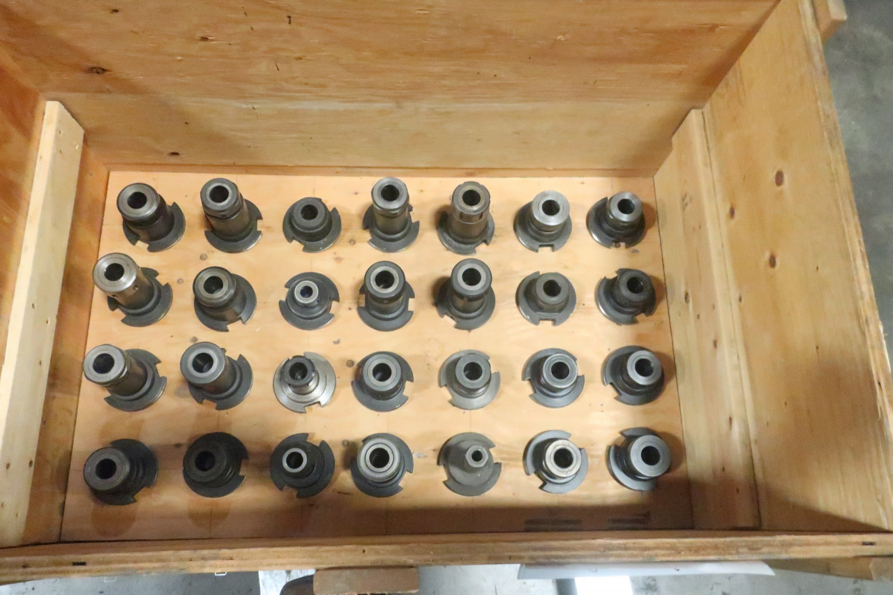 1 CRATE OF ASSORTED CAT50 TOOL HOLDERS - PARLEC, LYNDEX For Sale | Aucto