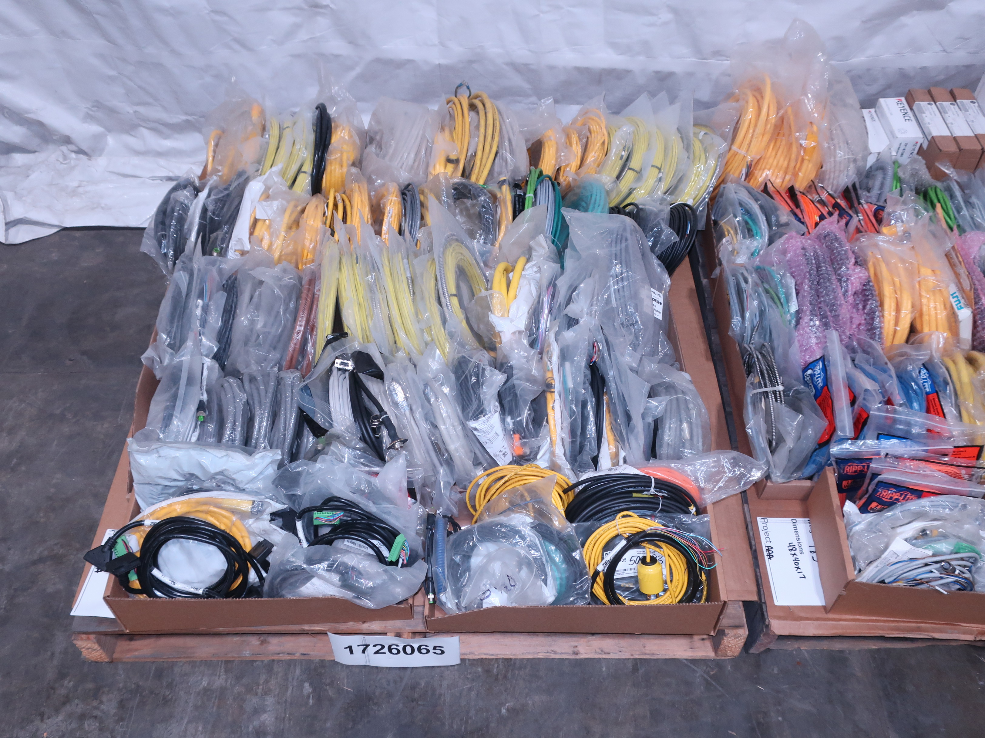 SKU 1726065 - 2 PALLETS OF ASSORTED CORDSET CABLES For Sale | Aucto