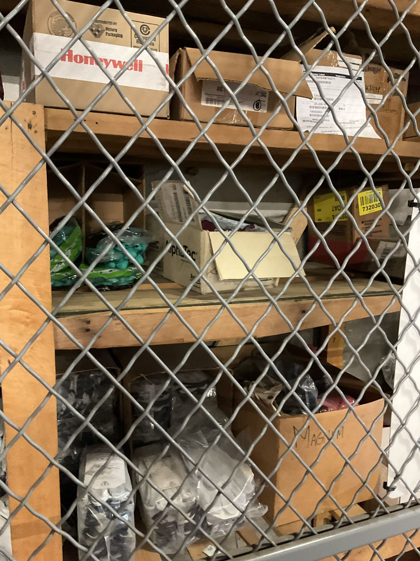 CONTENTS OF CAGE ASSORTED PPE