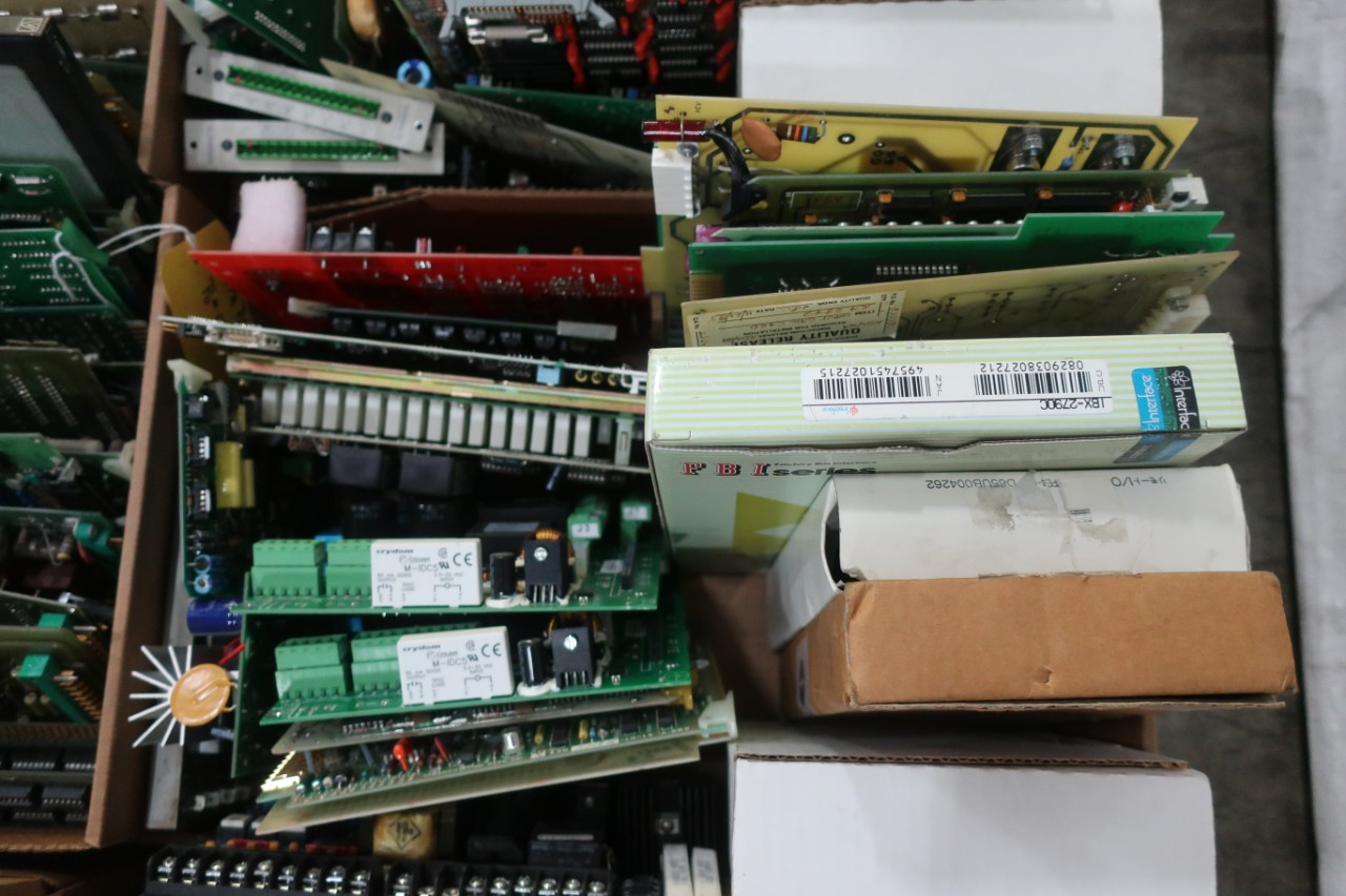 2 PALLETS OF ASSORTED PCB CIRCUIT BOARDS For Sale | Aucto
