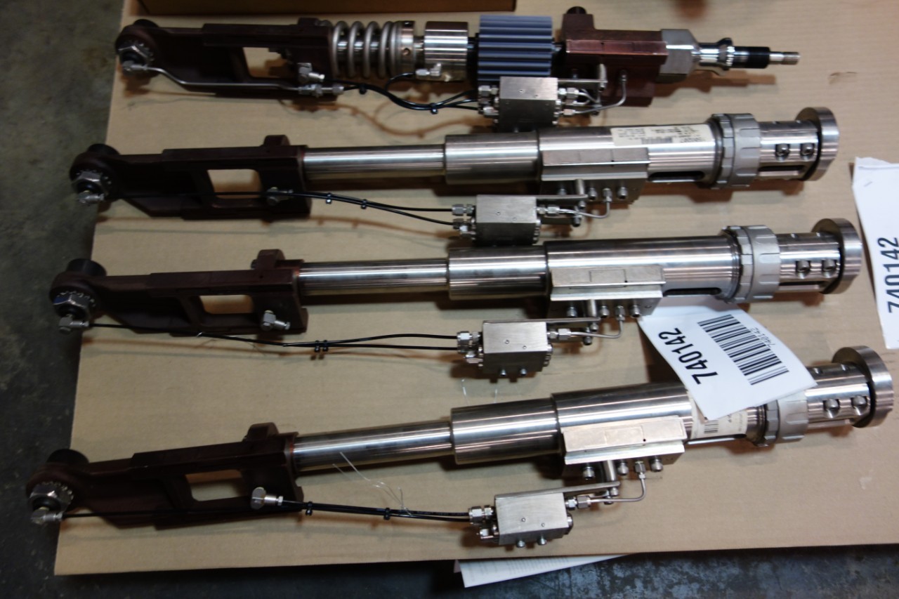 1 LOT OF NEW KHS 800-96-00-005/0D SPINDLE GEAR ASSEMBLY OTHER GEAR, NEW ...