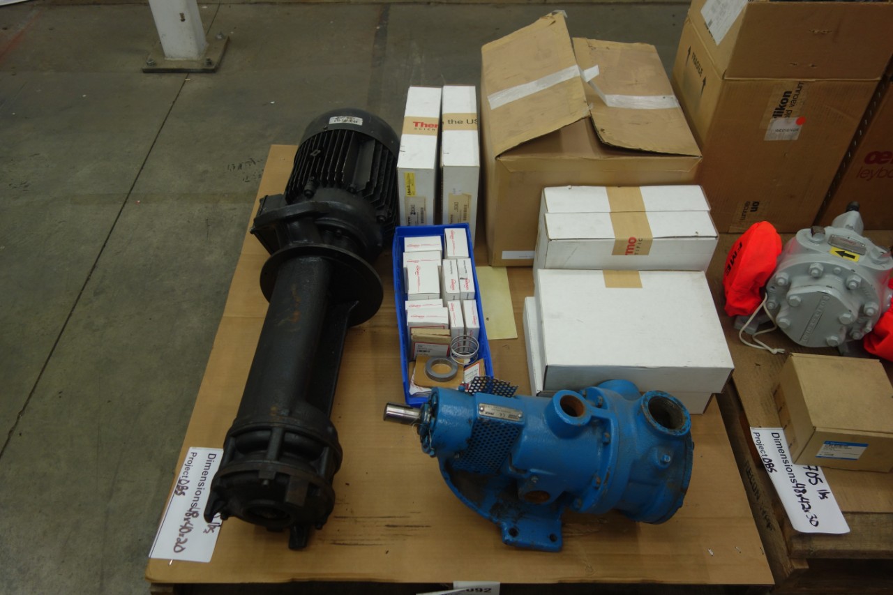2 PALLETS OF PUMPS AND PUMP PARTS