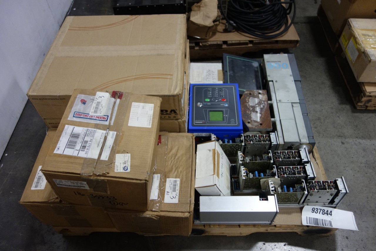 3 PALLET AUTOMATION AND CONTROLS