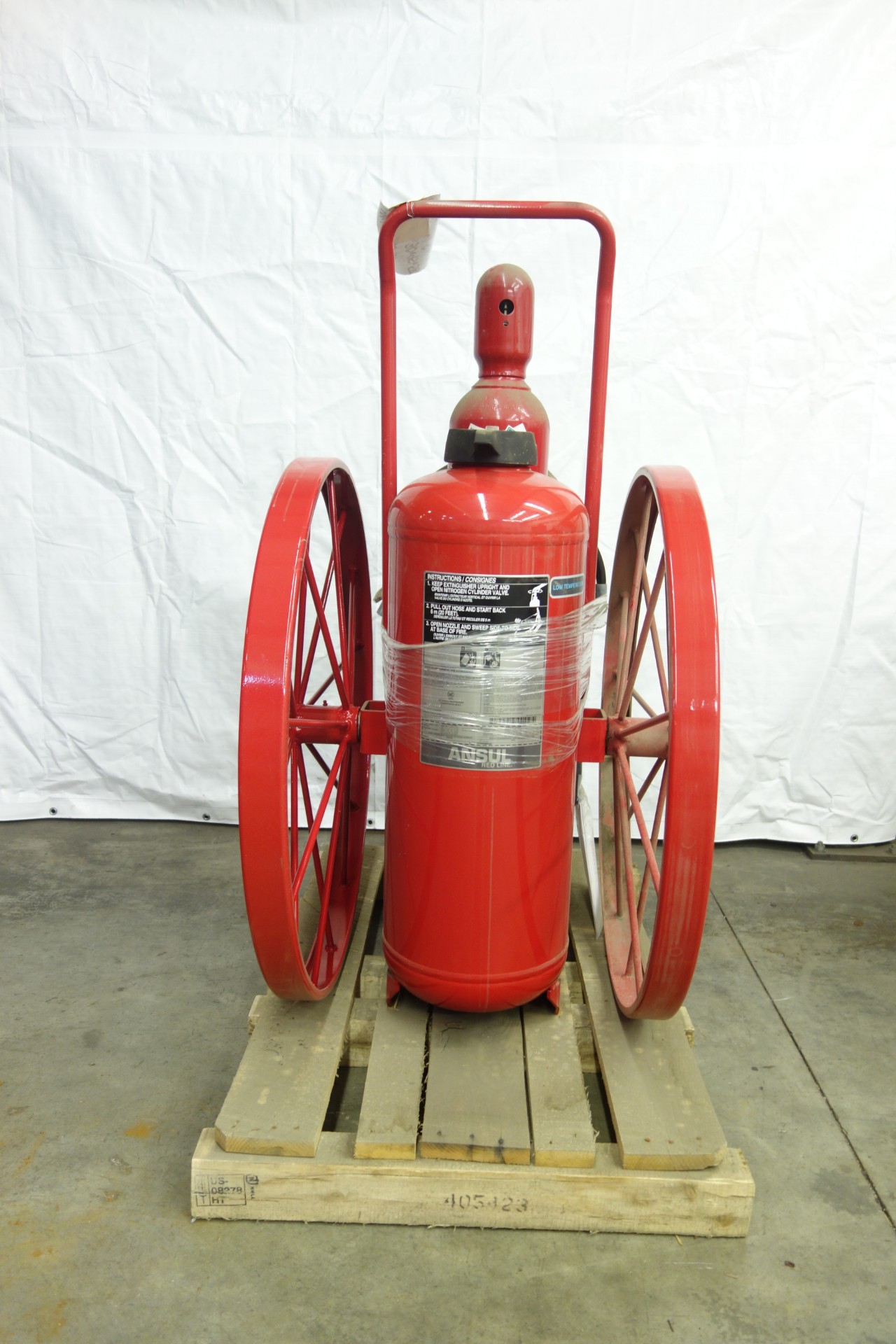 ANSUL WHEELED 150 LB EXTINGUISHER