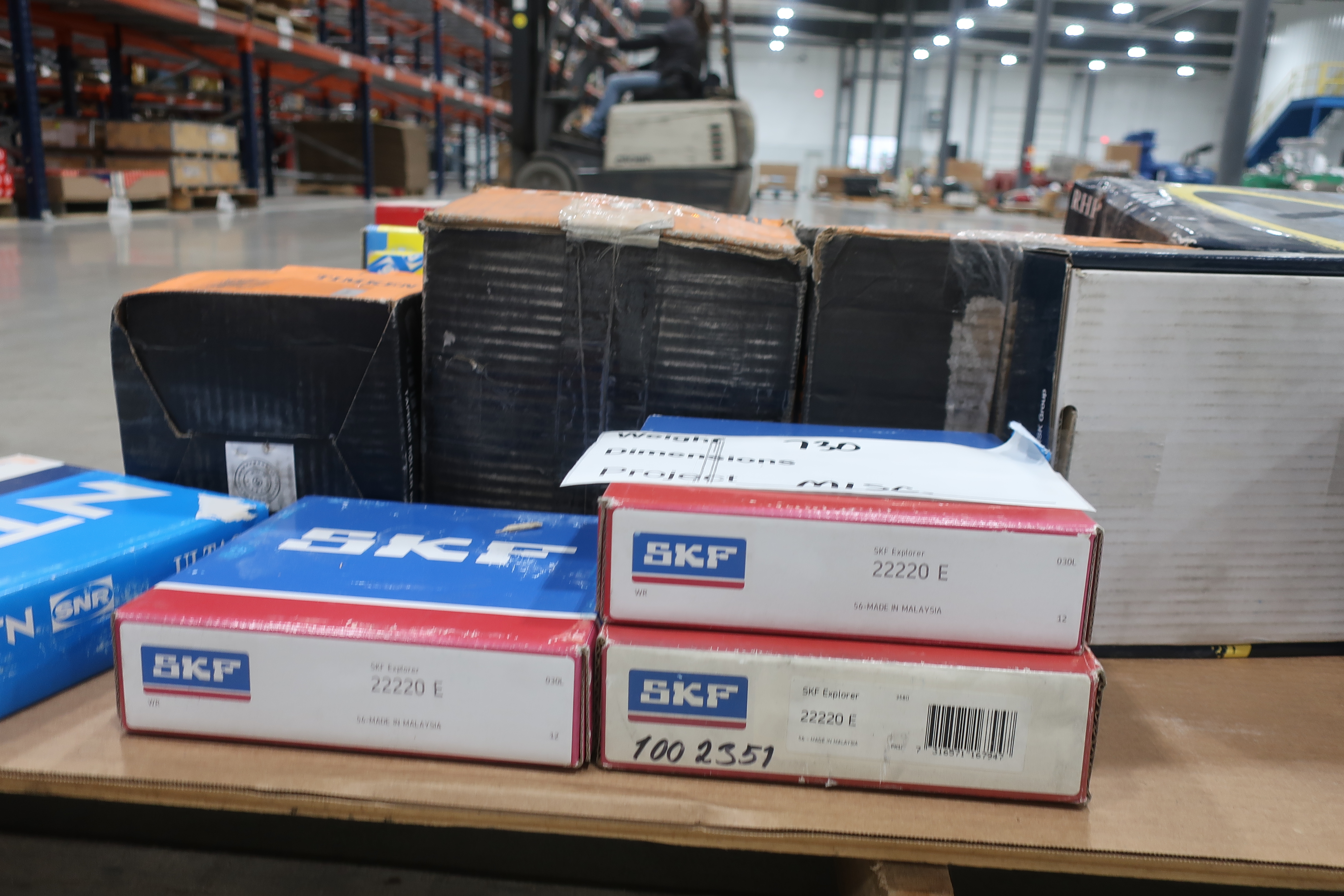 SKU 1738707 - PALLET OF ASSORTED BEARINGS, TIMKEN, SKF, RHP, NSK, NTN ...