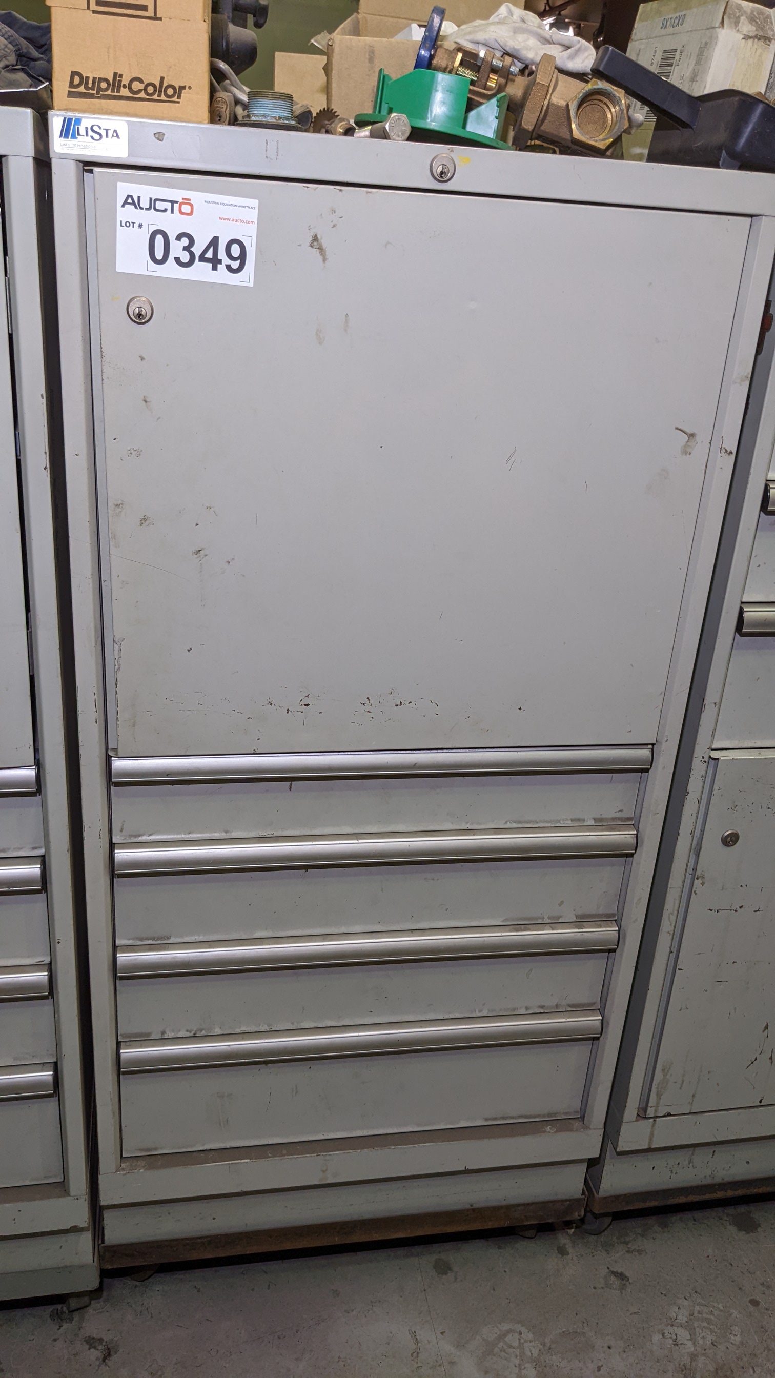 LISTA TOOL BOX WITH CONTENTS