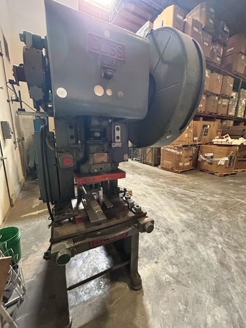 E. W. BLISS C-35 METAL STAMPING MACHINE For Sale | Aucto