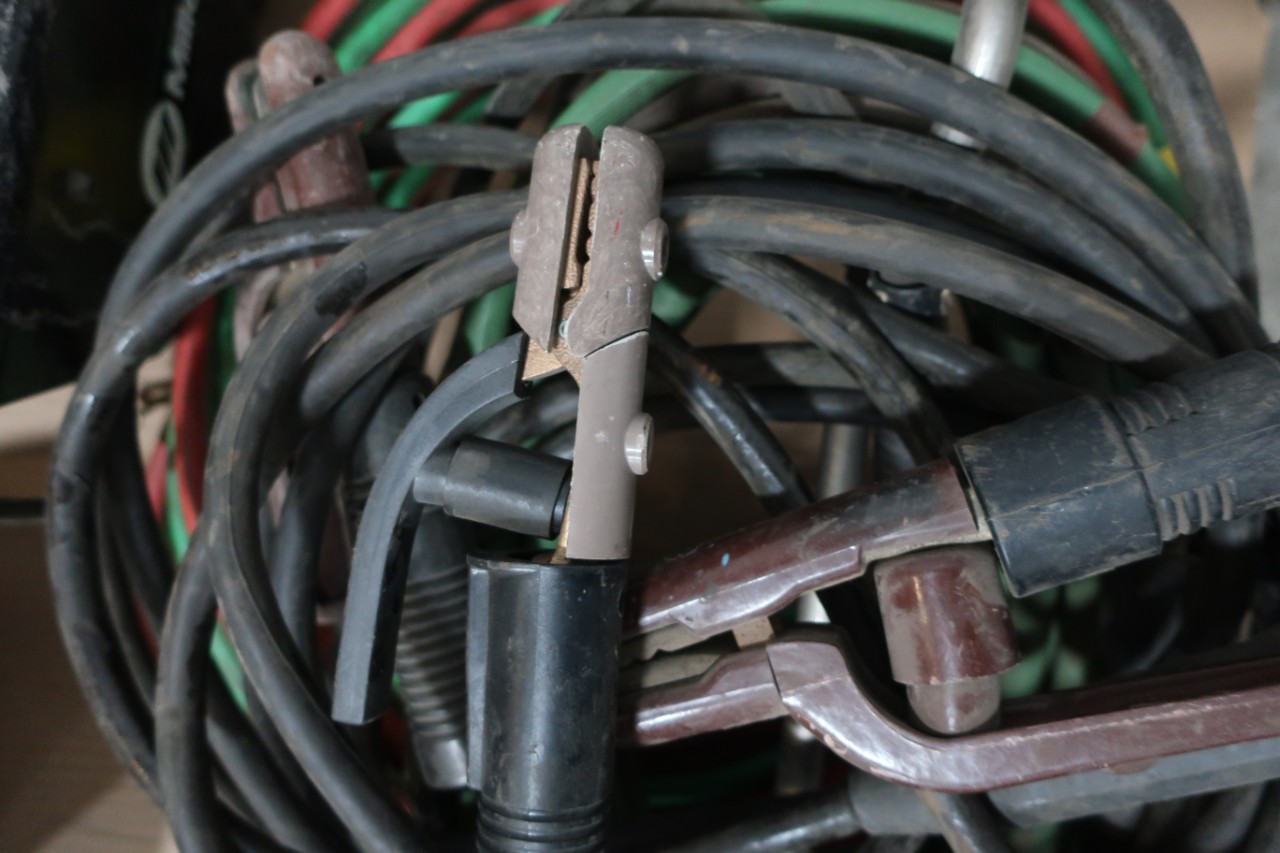 2 PALLETS OF ASSORTED WELDING TOOLS, PARTS AND ACCESSORIES
