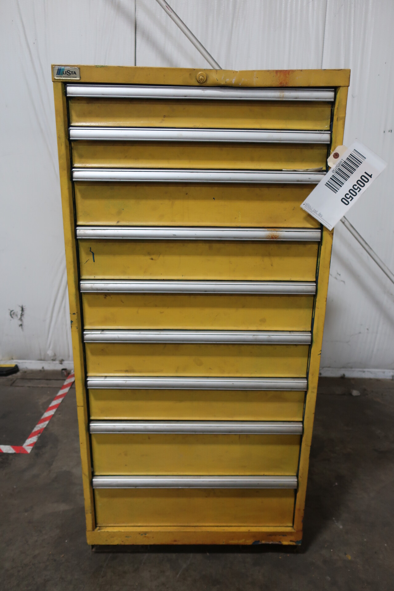 LISTA 9 DRAWER STATIONARY TOOL BOX WITH ASSORTED TOOLS AND ACCESSORIES ...