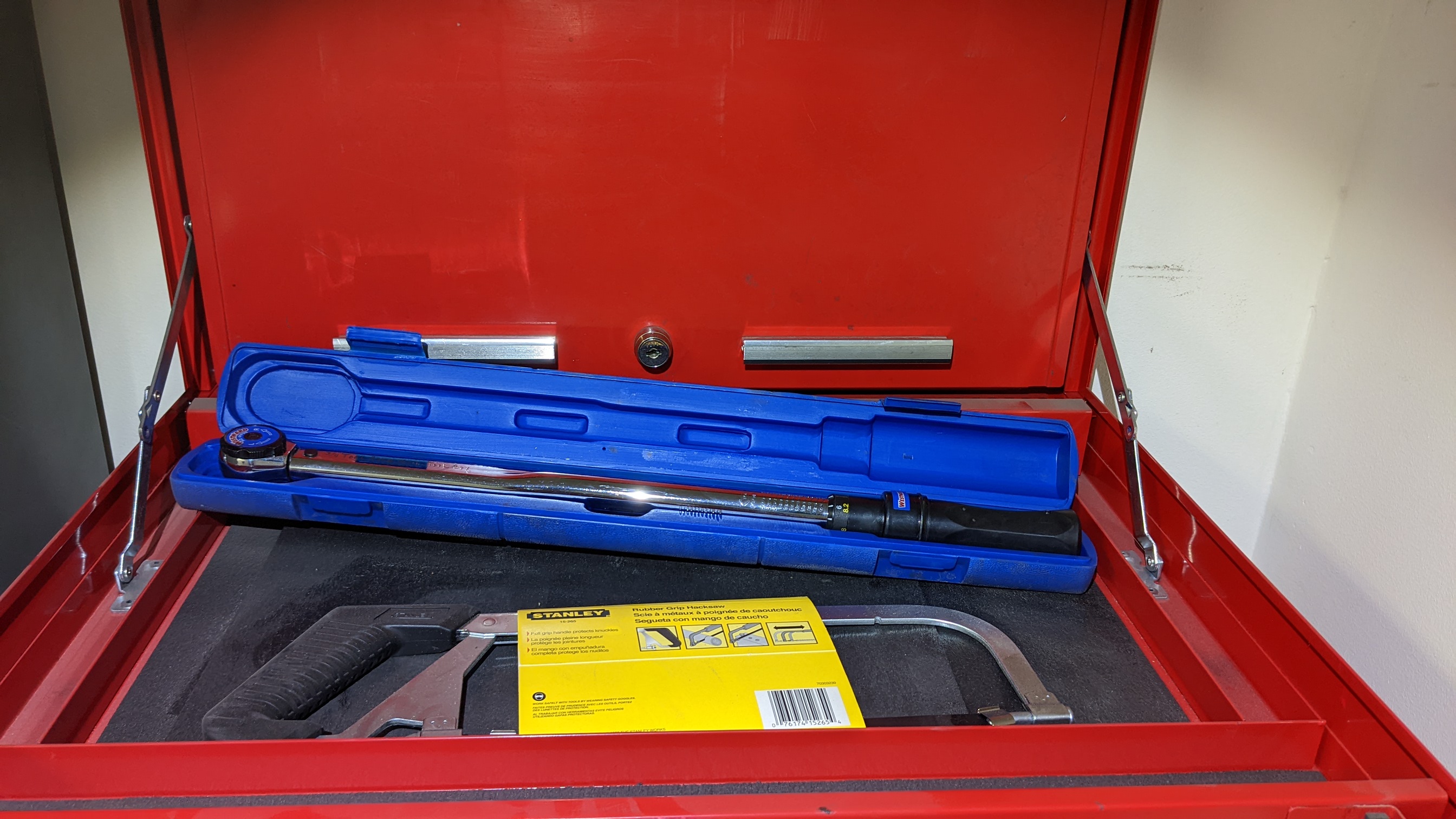 PROTO TOOL BOX AND CONTENTS