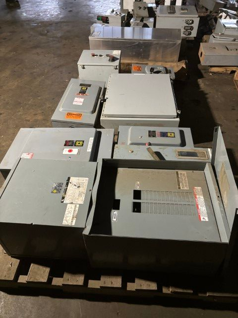 Bulk Lot of Square D Electrical Disconnect Safety Switches, Combination ...