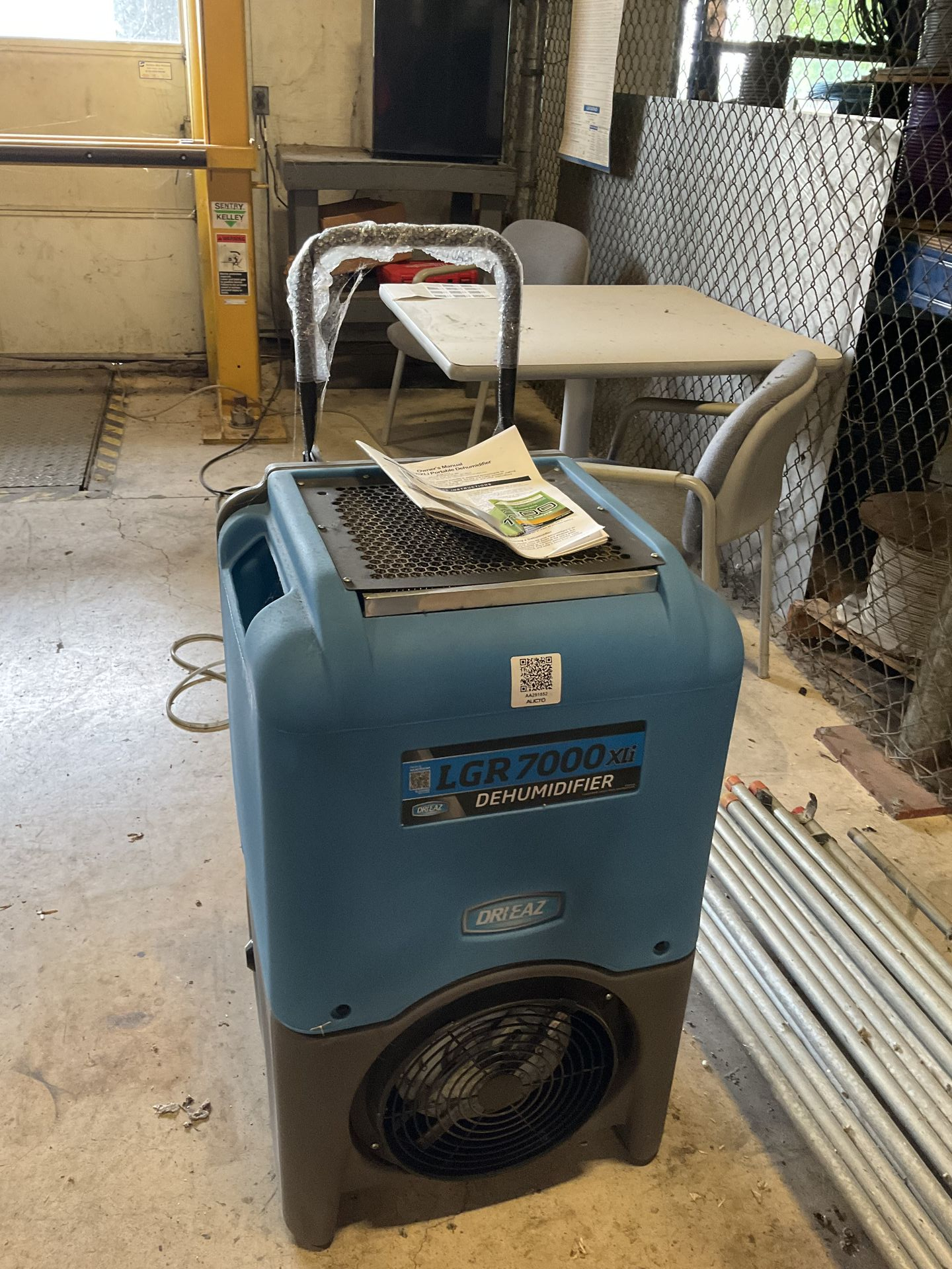 DRI-EAZ LGR 7000XLI F412 DEHUMIDIFIER