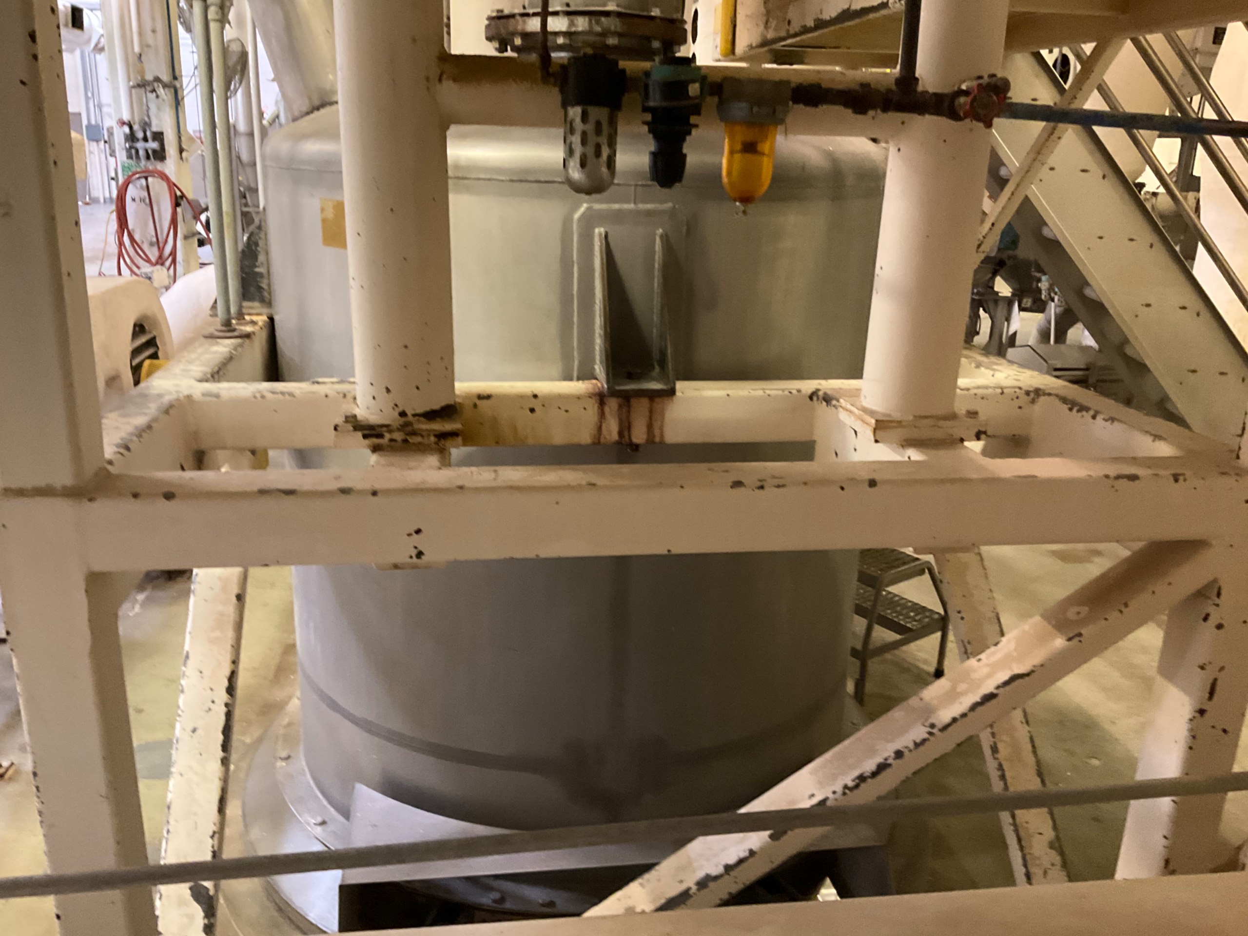 VIBRA SCREW INCORPARETED VIBRATORY STORAGE TANK For Sale | Aucto