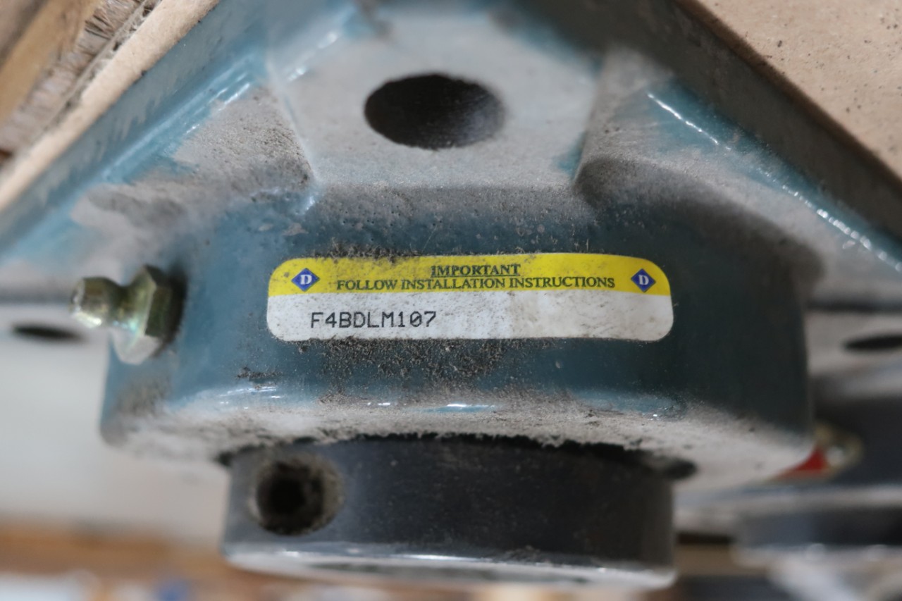 PALLET OF ASSORTED PILLOW BLOCK AND MOUNTED BEARINGS