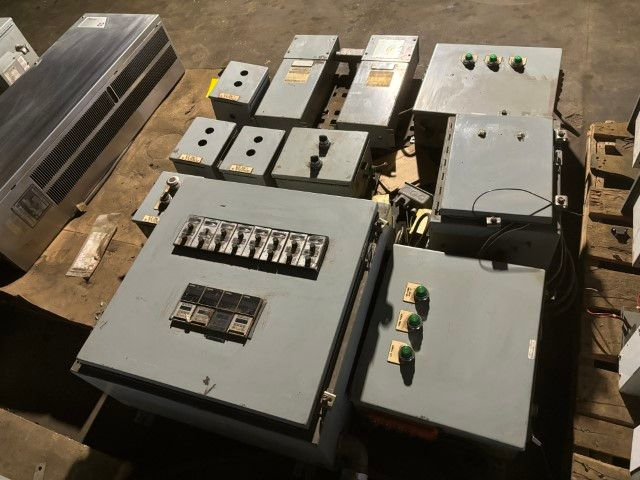 Bulk Lot of Square D Electrical Disconnect Safety Switches, Combination ...