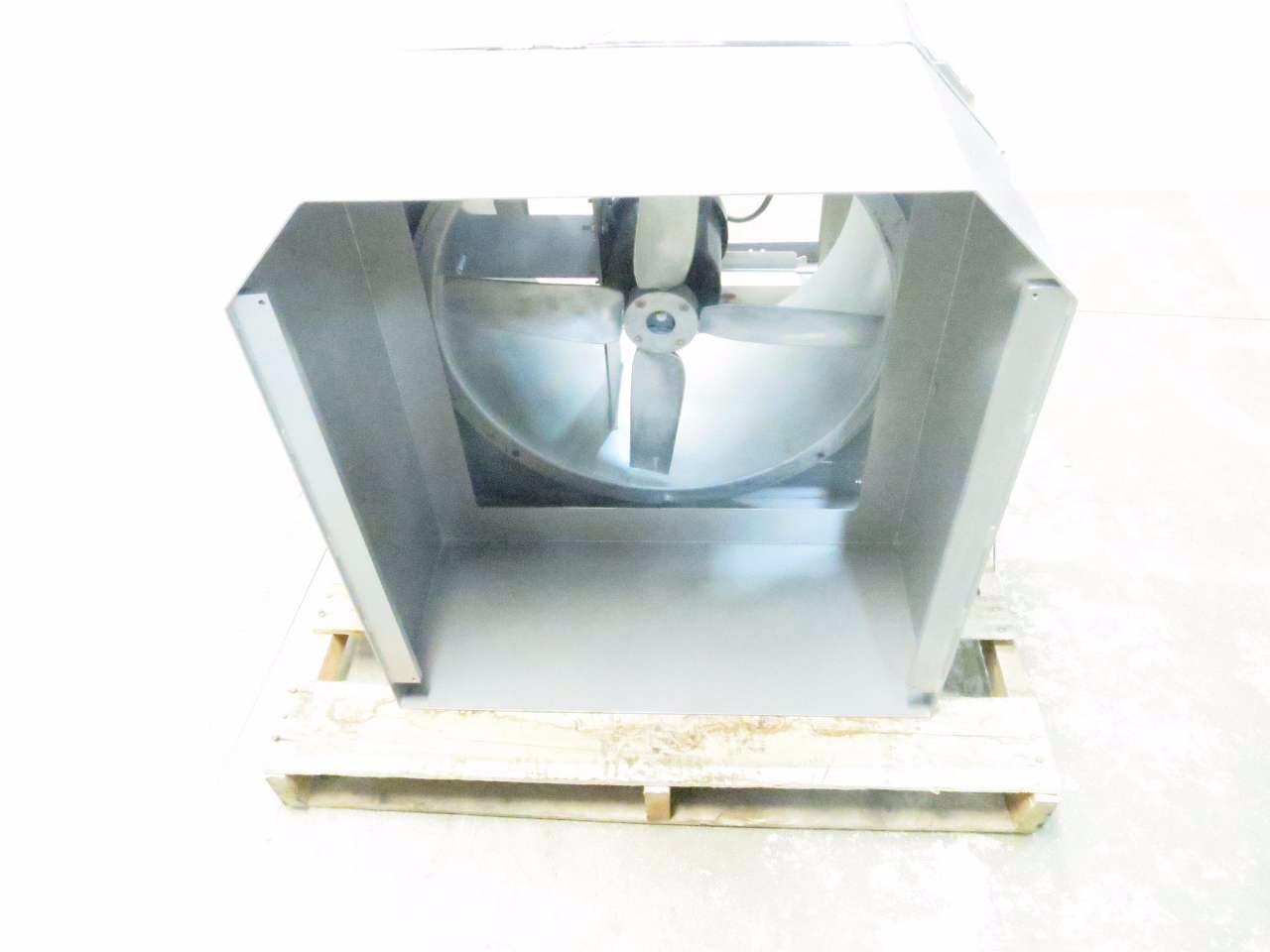 CINCINNATI FAN DDF-24 24 IN CENTRIFUGAL BLOWER