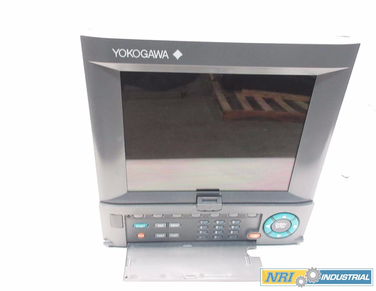 YOKOGAWA DAQSTATION DX2000 DIGITAL RECORDER