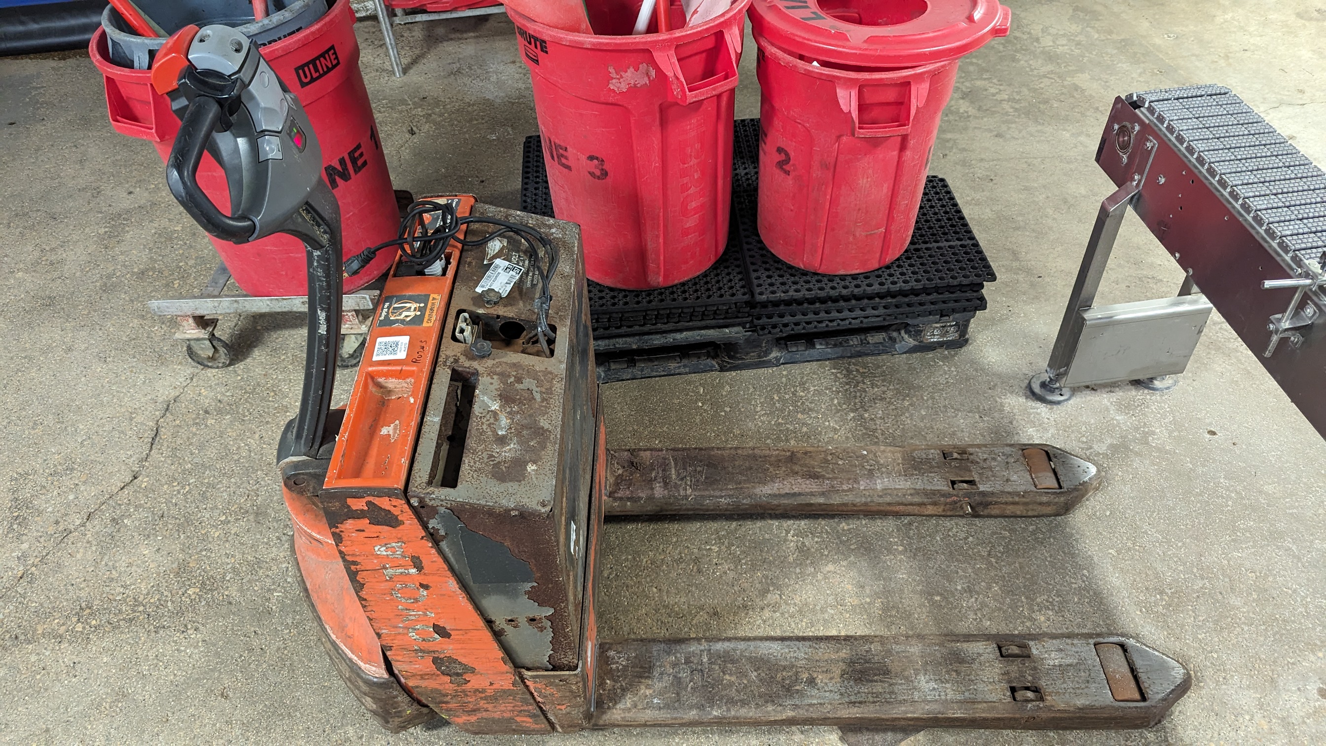 TOYOTA 7HBW23 24V ELECTRIC PALLET JACK For Sale | Aucto
