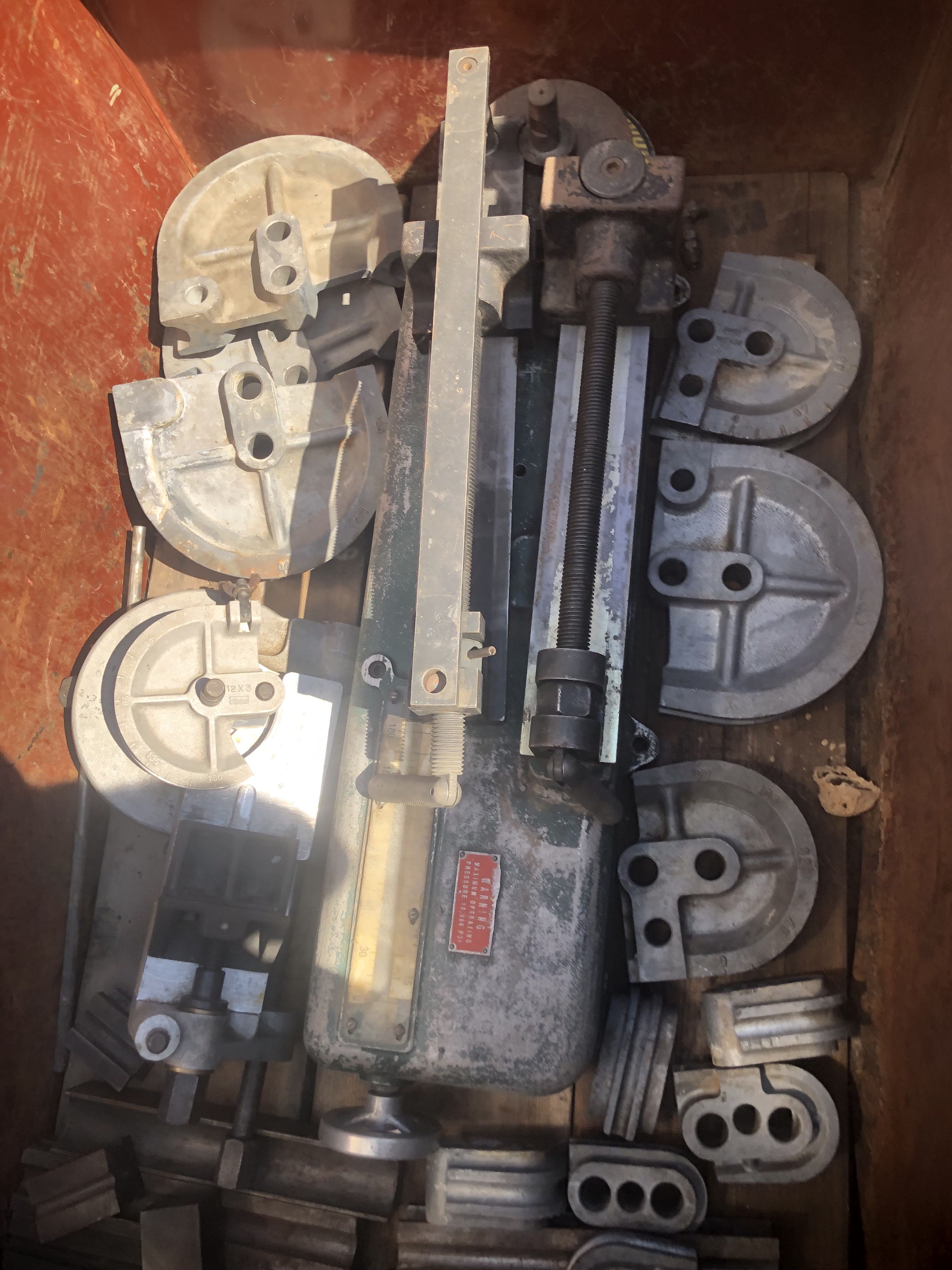PARKER HYDRAULIC TUBE BENDER WITH BOX For Sale | Aucto