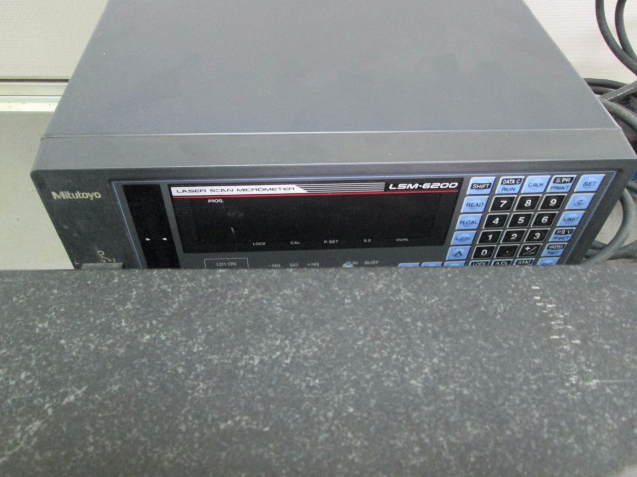 Mitutoyo LSM-512S Laser Scan Micrometer