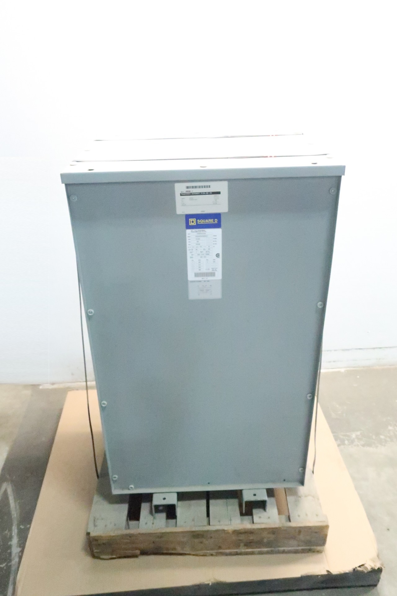 SQUARE D TRANSFORMER For Sale | Aucto