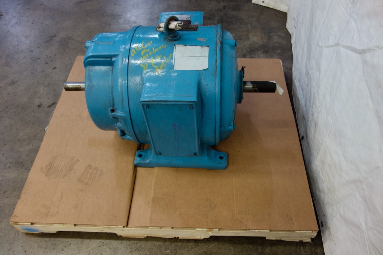 CROMPTON PARKINSON AC MOTOR MODEL 10851704 For Sale | Aucto