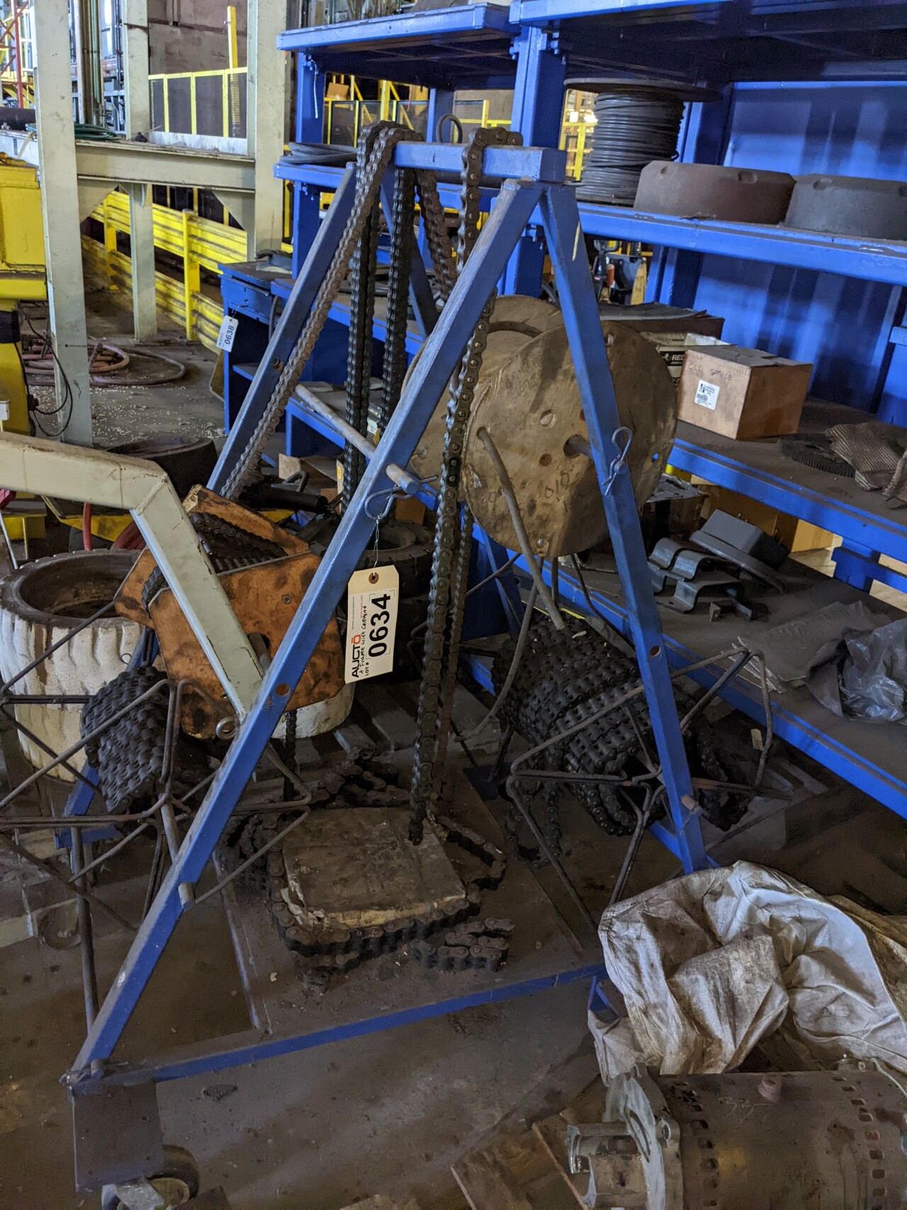 ROLLING A-FRAME WITH REPLACEMENT ROLLER CHAIN