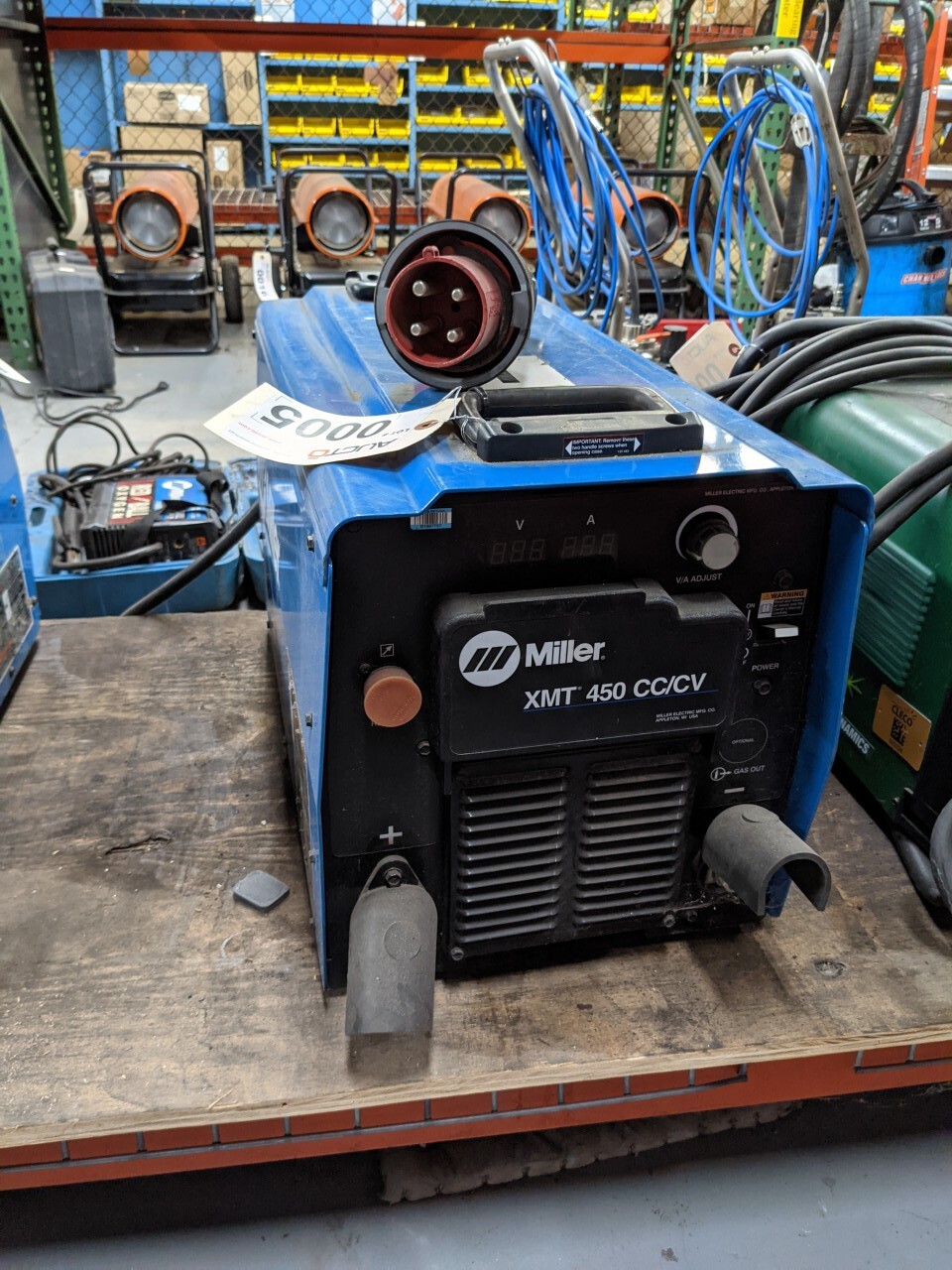Miller XMT 450 CC/CV Multiprocess Welder For Sale | Aucto