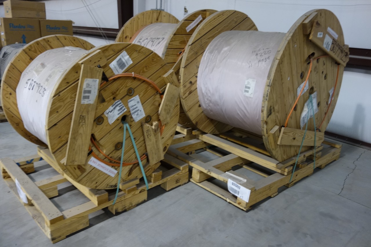 LOT OF 3 ASSORTED SPOOLS OF CORNING ARMORED MULTIMODE FIBER OPTIC CABLE ...