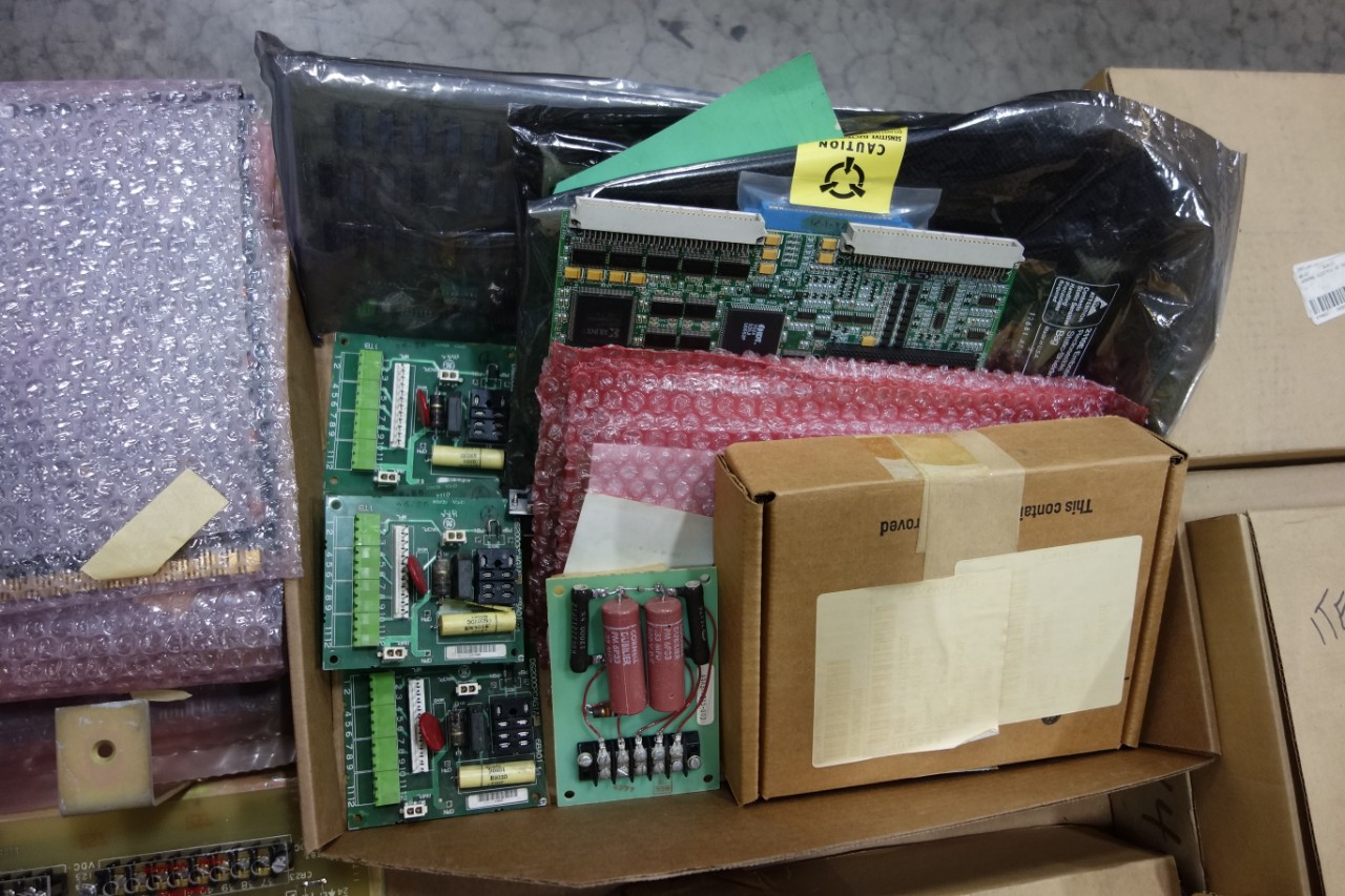 LOT OF ASSORTED PCB CIRCUIT BOARDS