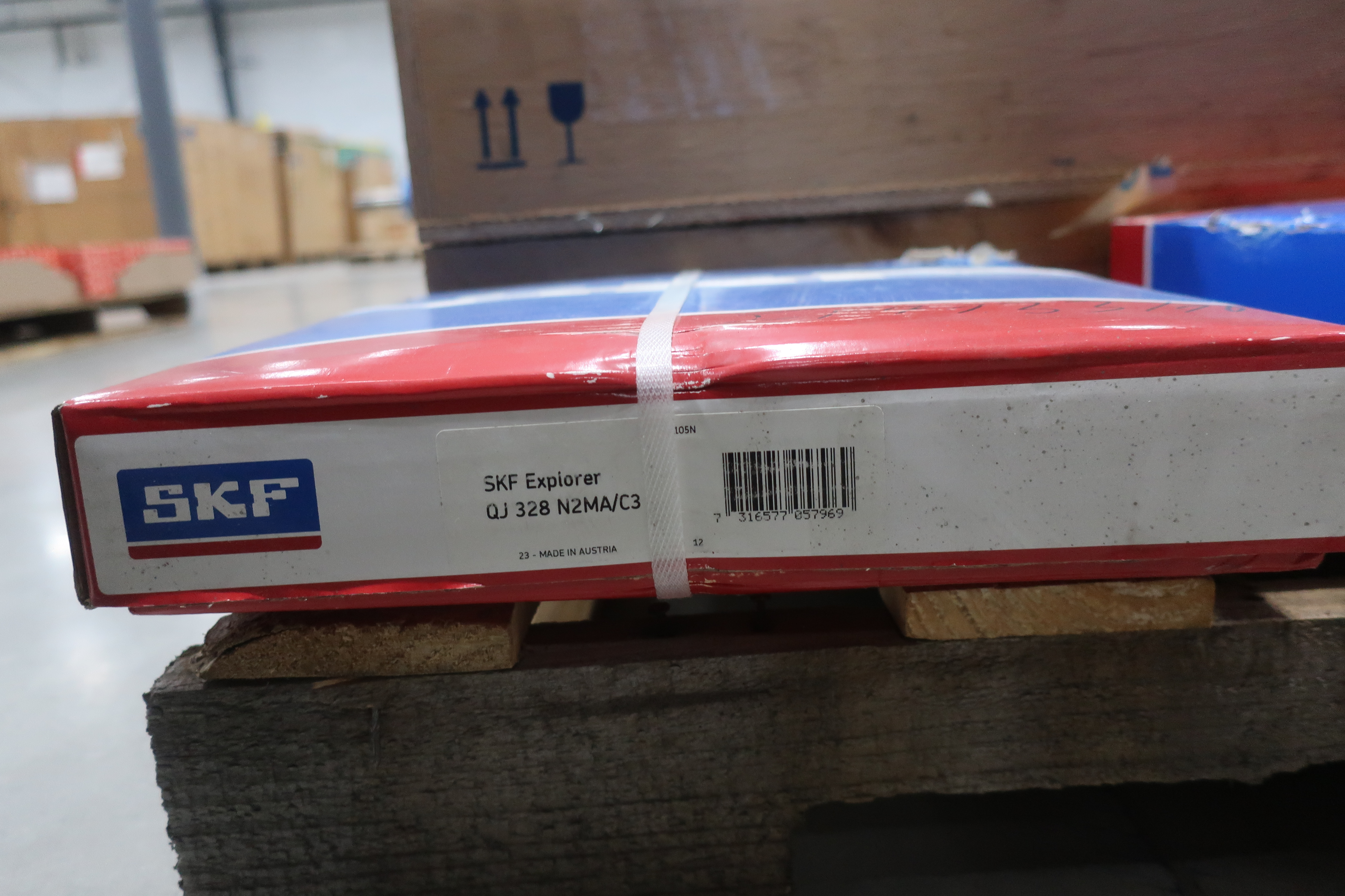 SKU 1738661 - PALLET OF ASSORTED SKF ROLLER BEARINGS For Sale | Aucto
