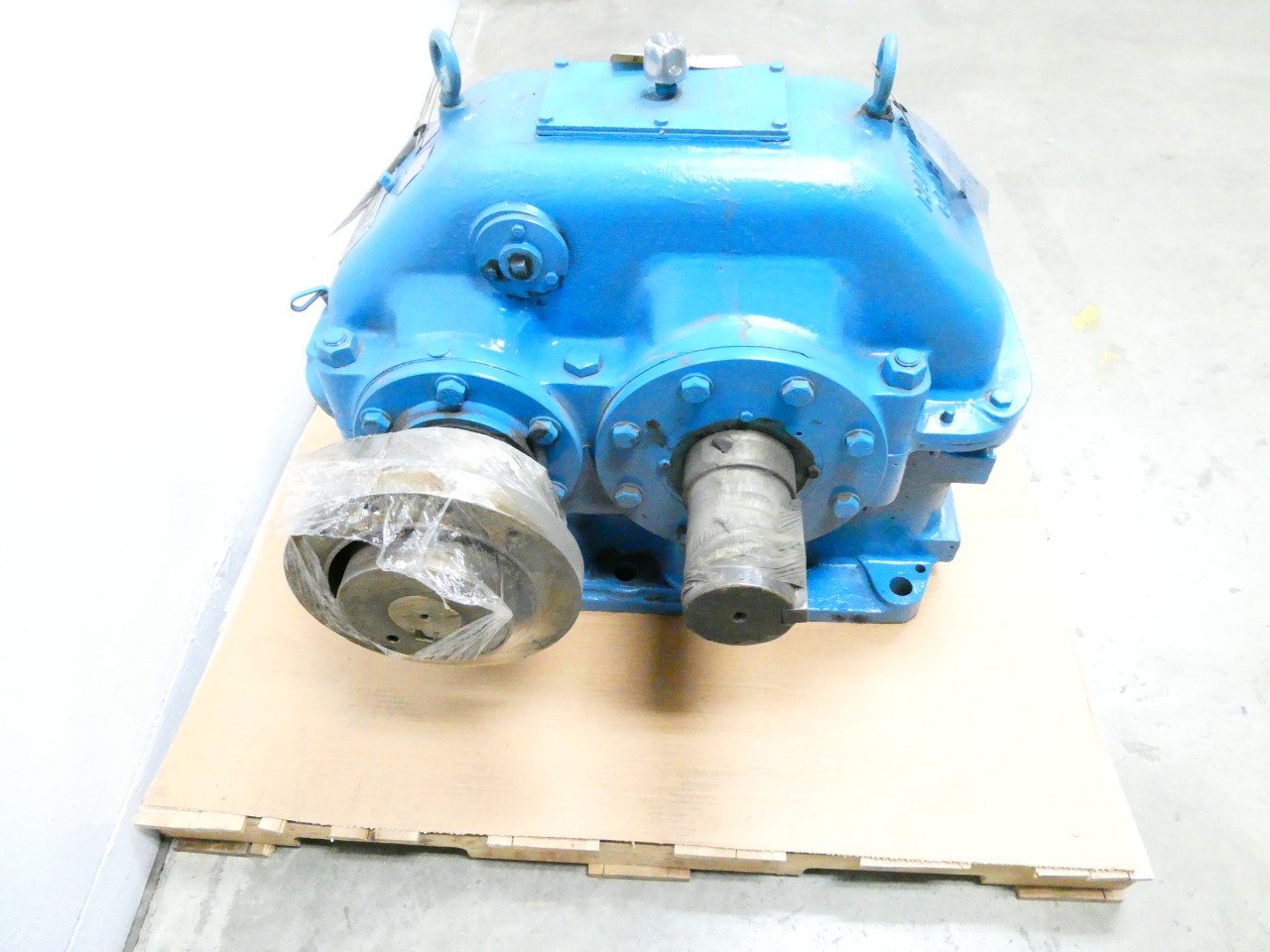 HAMILTON H1125C ENCLOSED GEAR DRIVE For Sale | Aucto