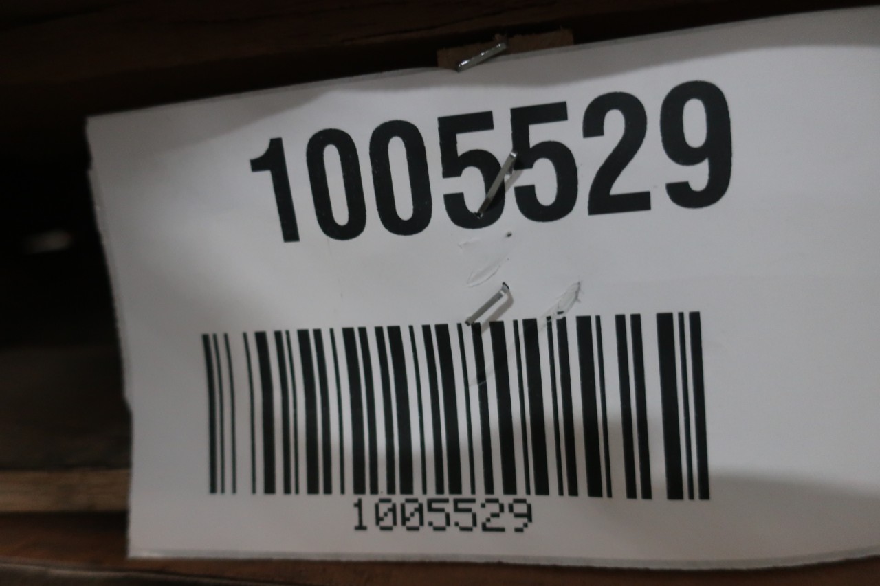 LOT OF ASSORTED FORKLIFT PARTS AND ACCESSORIES For Sale | Aucto