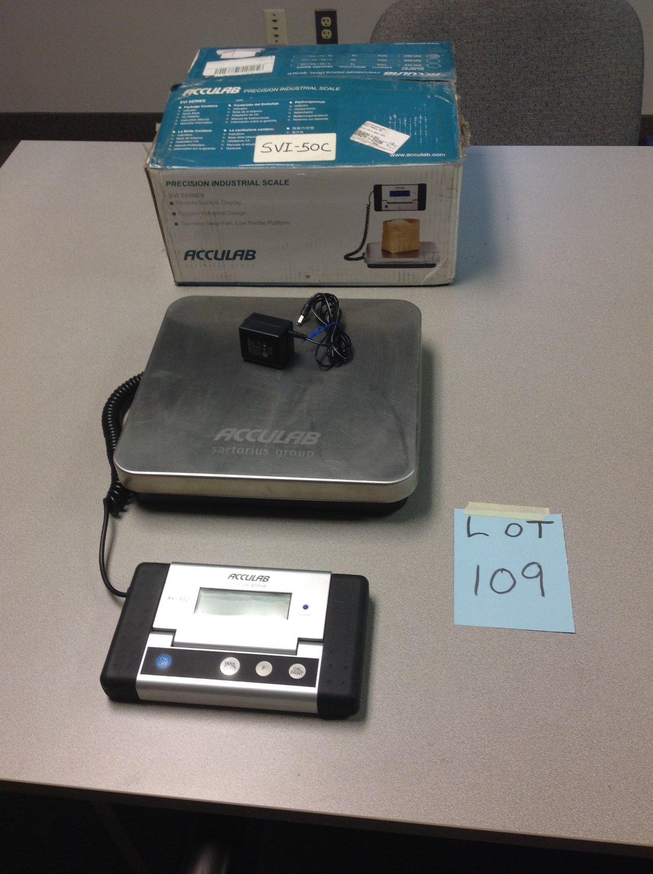 Acculab Sui-50C table top Precision Scale For Sale | Aucto