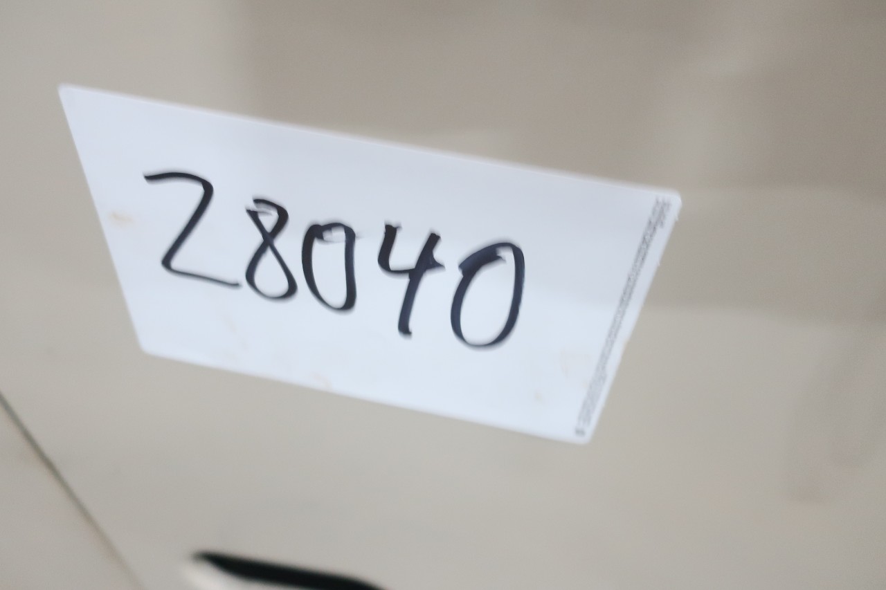 CROWN SP3010-30 ELECTRIC ORDER PICKER REACH TRUCK 24V-DC 3000LBS 148IN