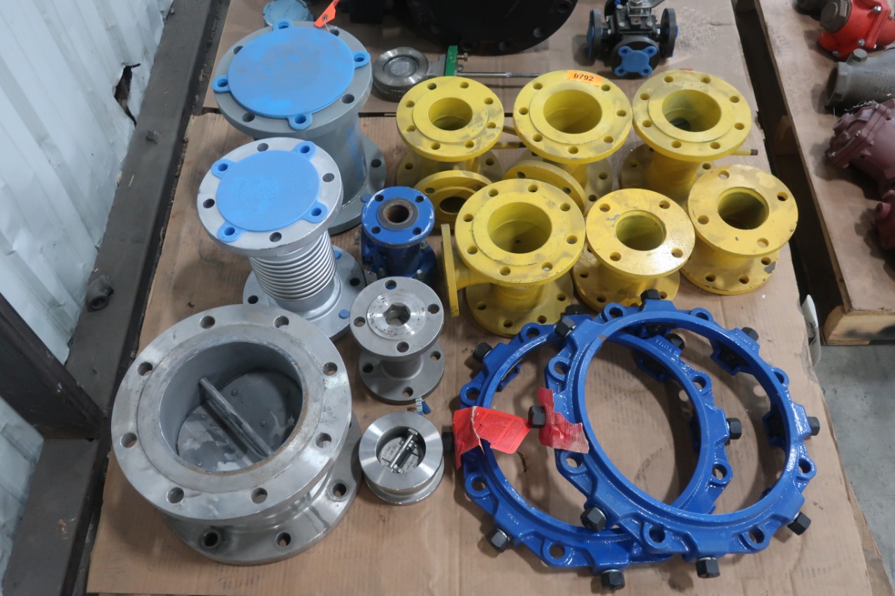 3 PALLETS OF ASSORTED MANUAL VALVES AND VALVE PARTS