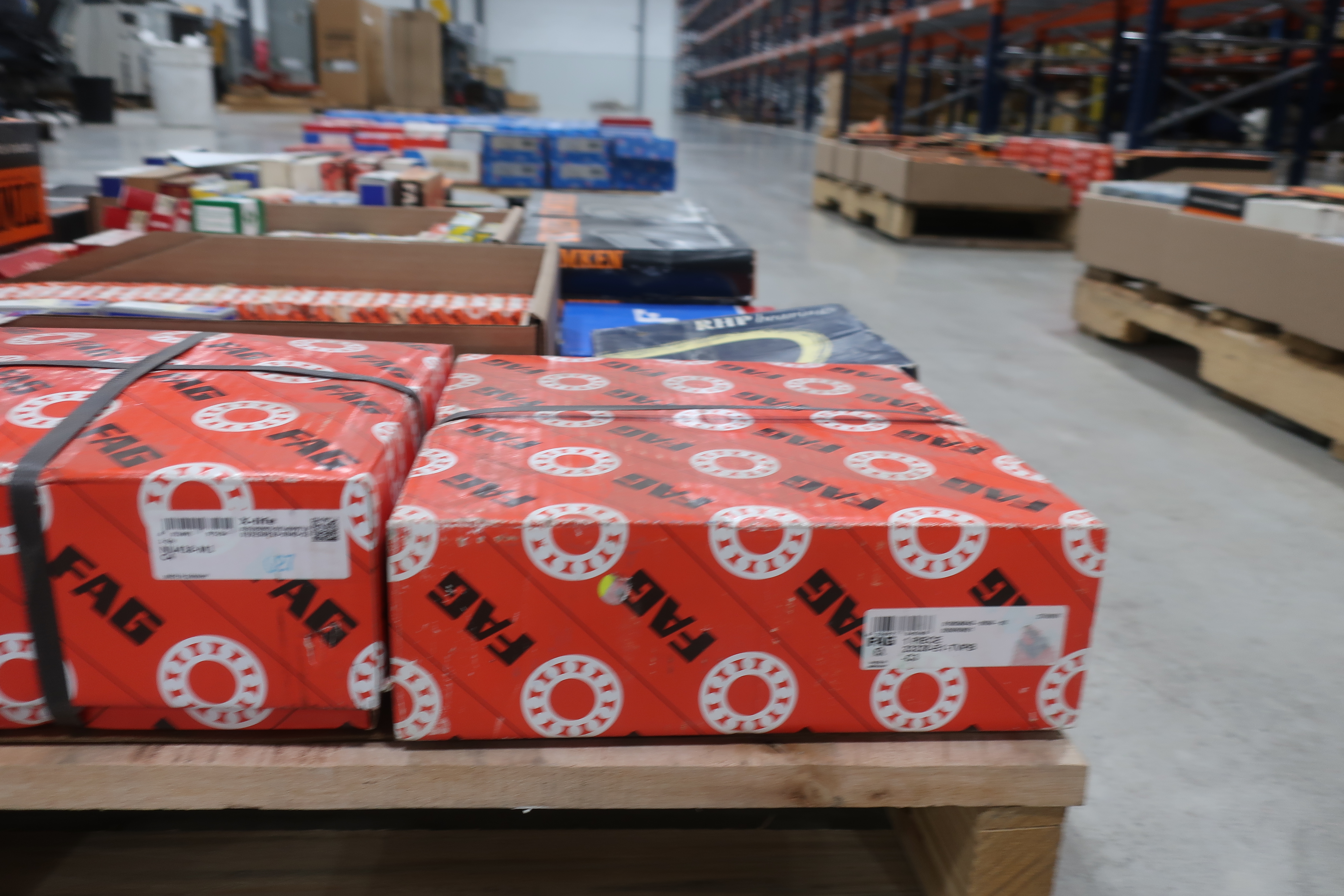 SKU 1738667 - PALLET OF ASSORTED BEARINGS, RBC, FAG, NSK, RHP, ASAHI ...