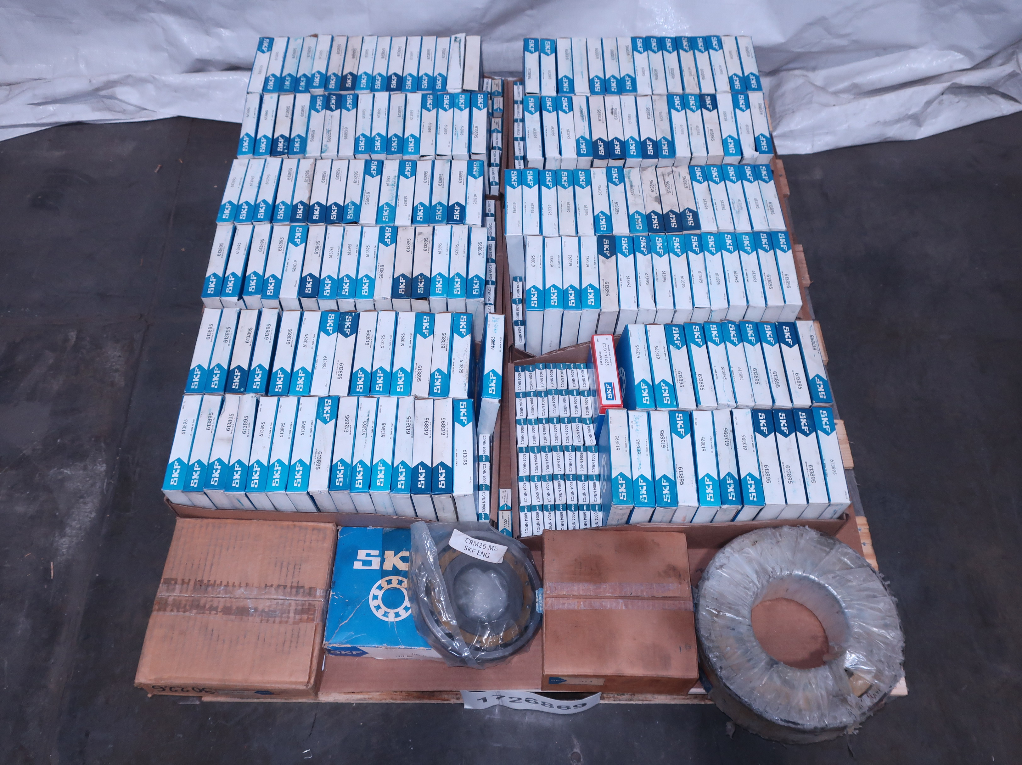 SKU 1726869 - PALLET OF ASSORTED SKF BALL BEARINGS For Sale | Aucto