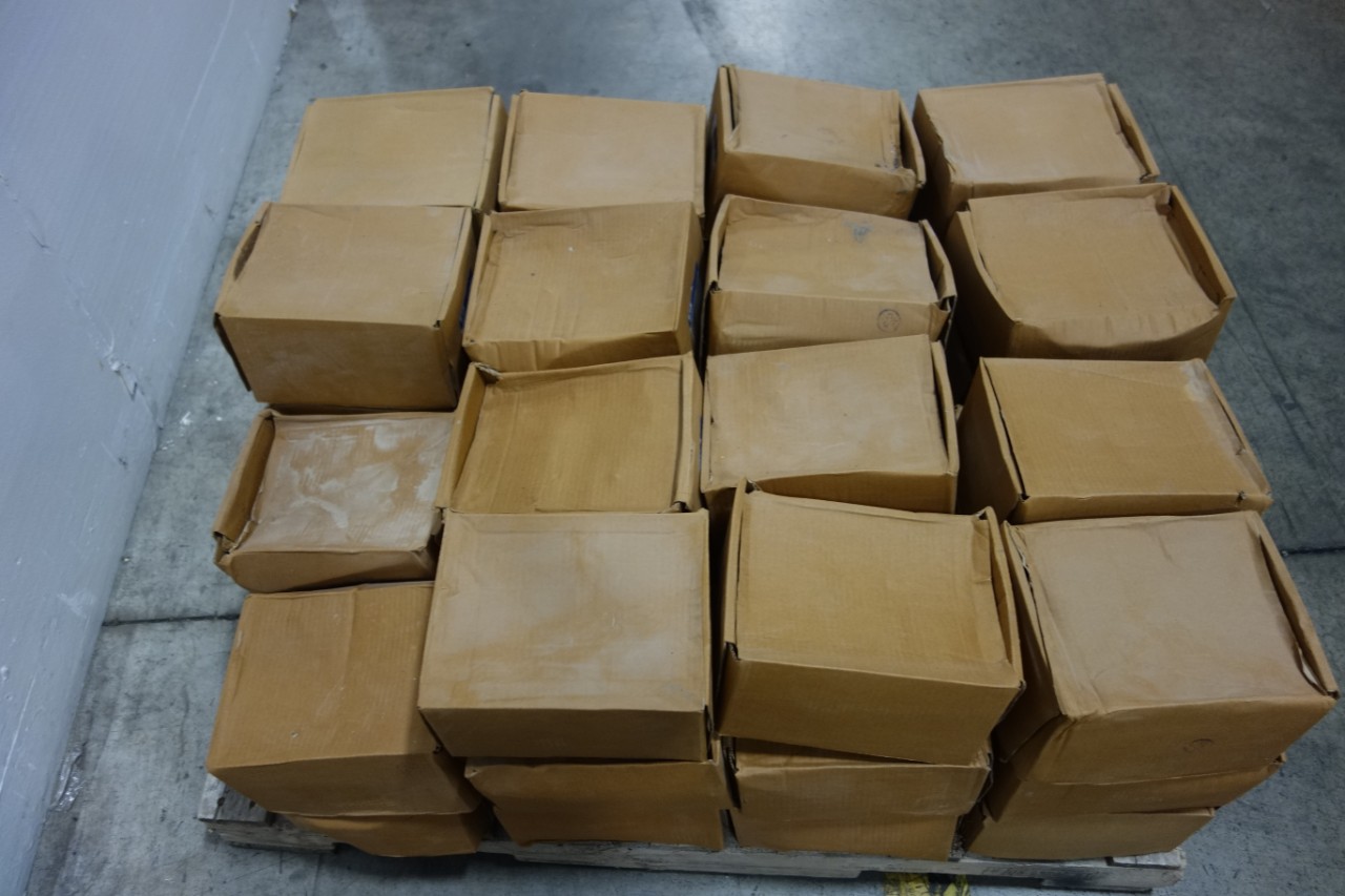 LOT OF EATON CONDUIT BEAM CLAMPS