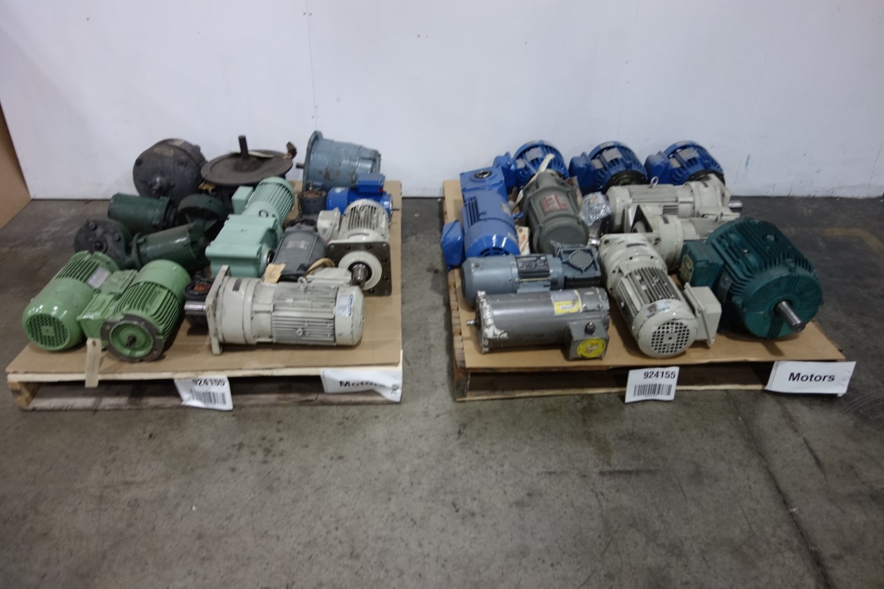2 PALLETS OF ASSORTED ELECTRIC MOTORS AND PARTS AND ACCESSORIES