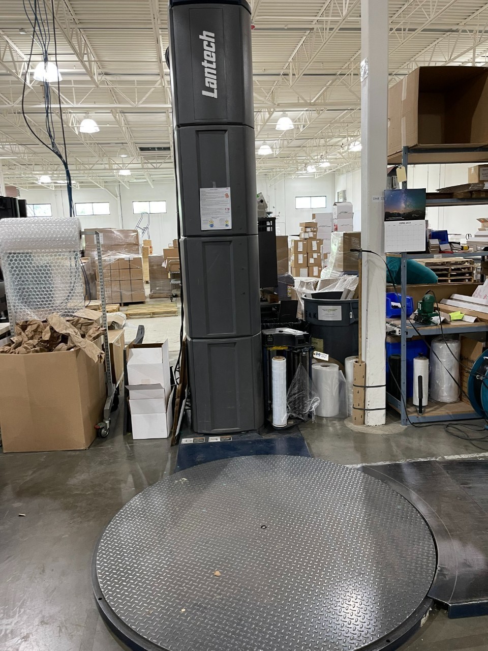 Lantech Q Series Automatic Shrink Wrapping Machine For Sale | Aucto