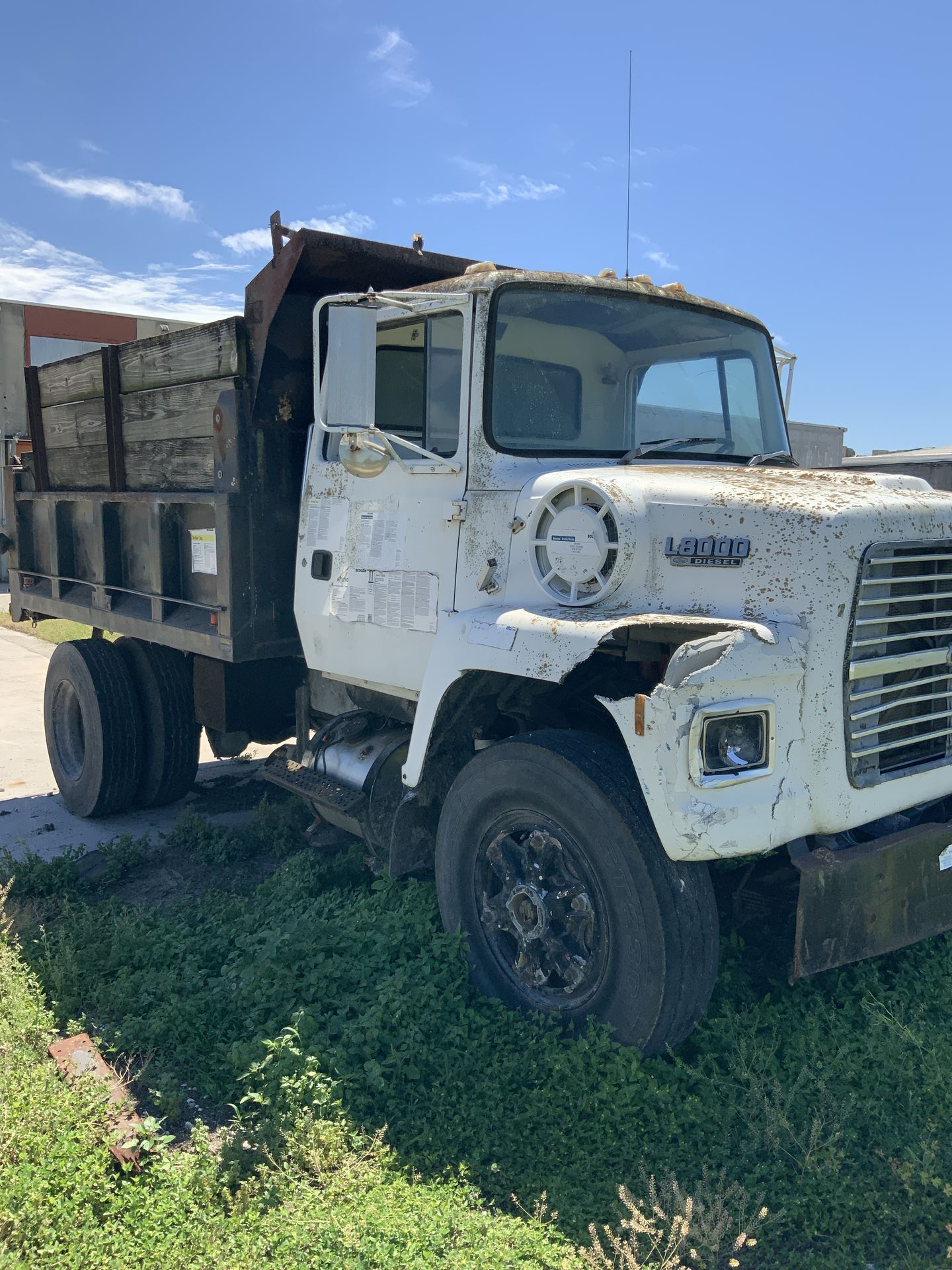 1989 FORD L8000 ON-ROAD DUMP TRUCK For Sale | Aucto