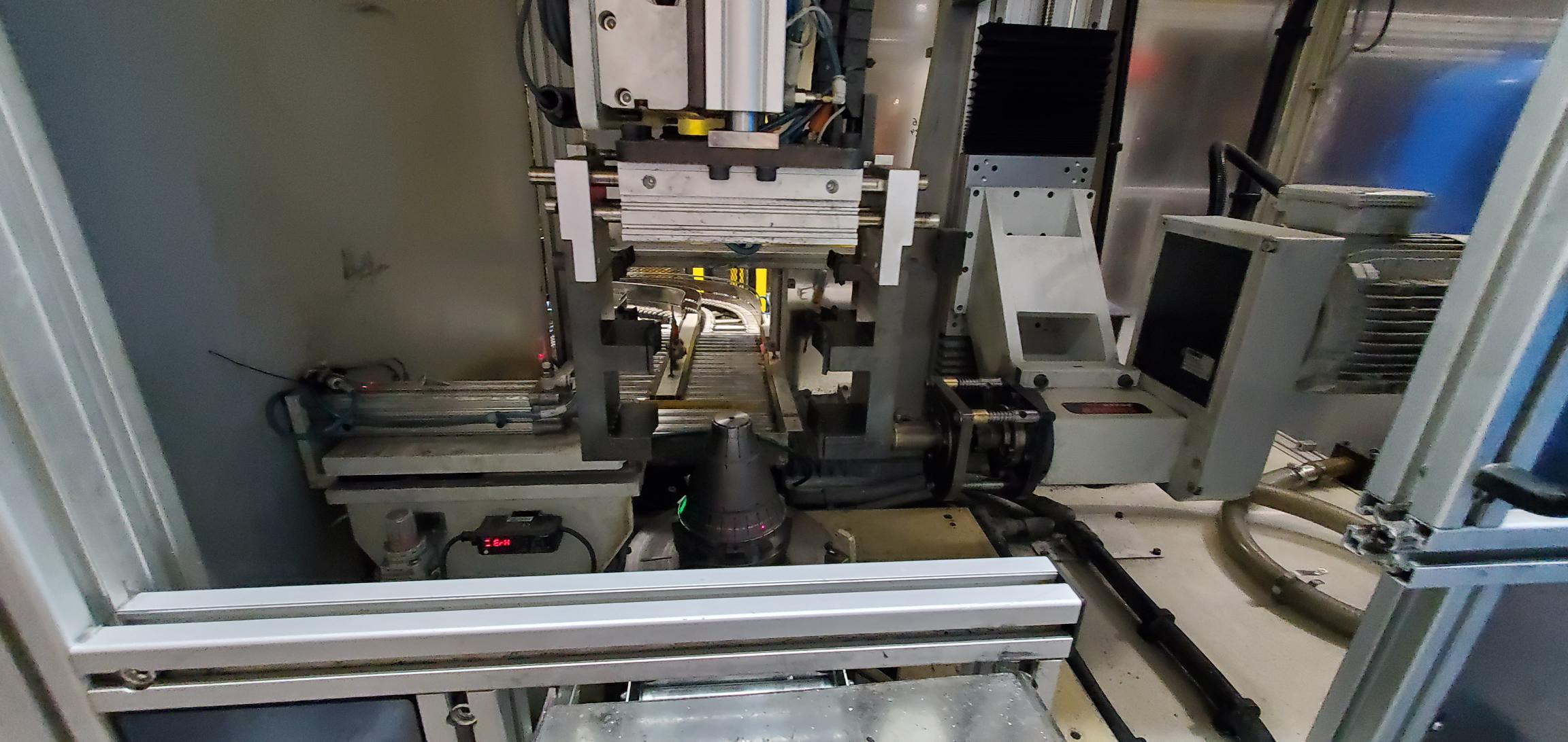 2018 Universal Balancing Ltd. V10S-FA-D Dynamic Balancing Machine For ...